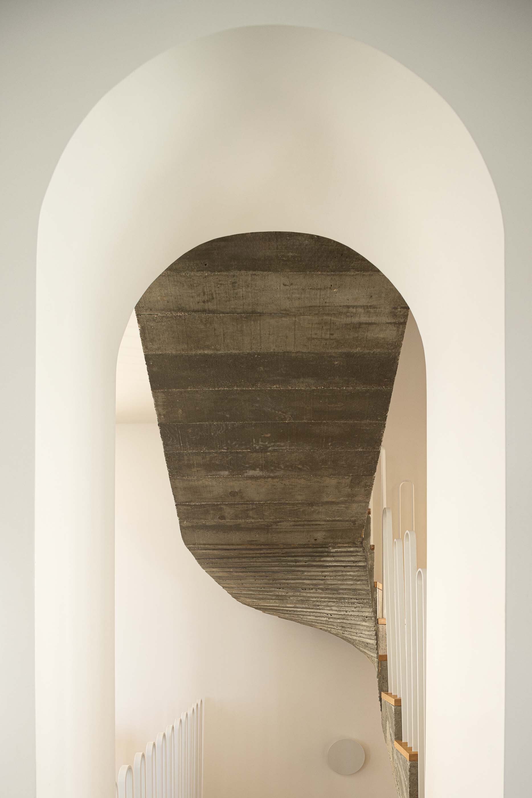 Gallery of Arch House / Tiago Castro Sousa Lda - 11