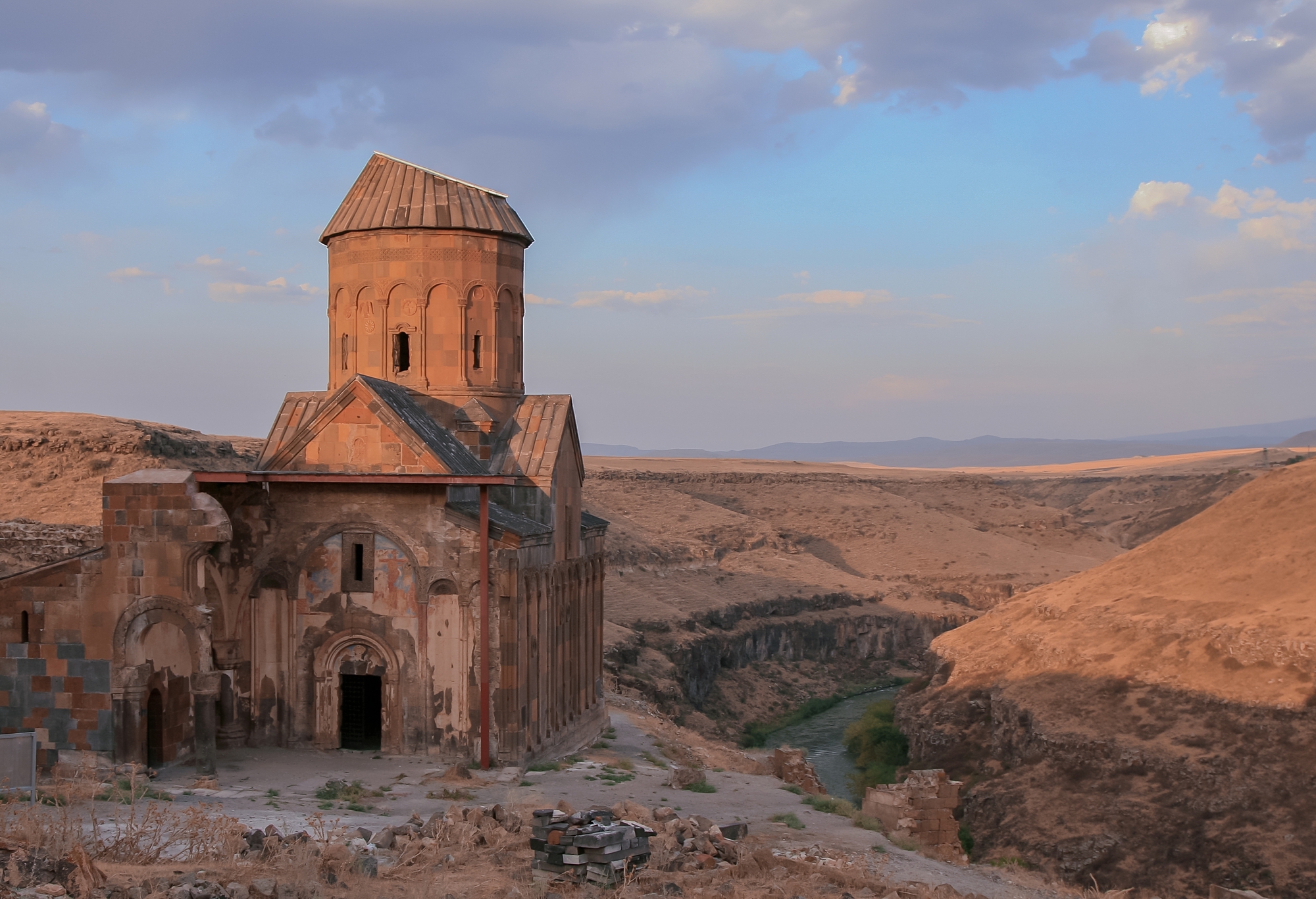 Gallery of Carved in Stone: Tuff, Basalt, and the Architecture of ...