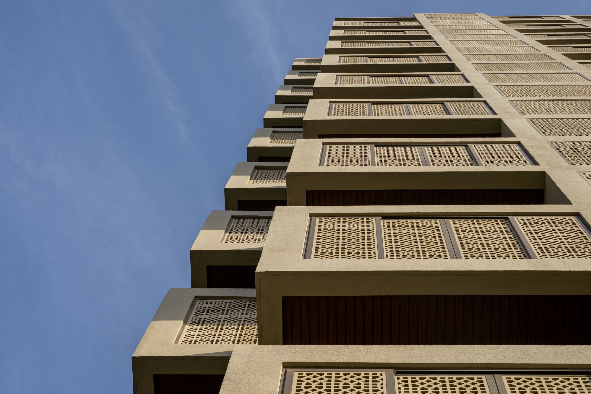 Gallery of SCREEN 504 Residential Building / Sanjay Puri Architects - 12