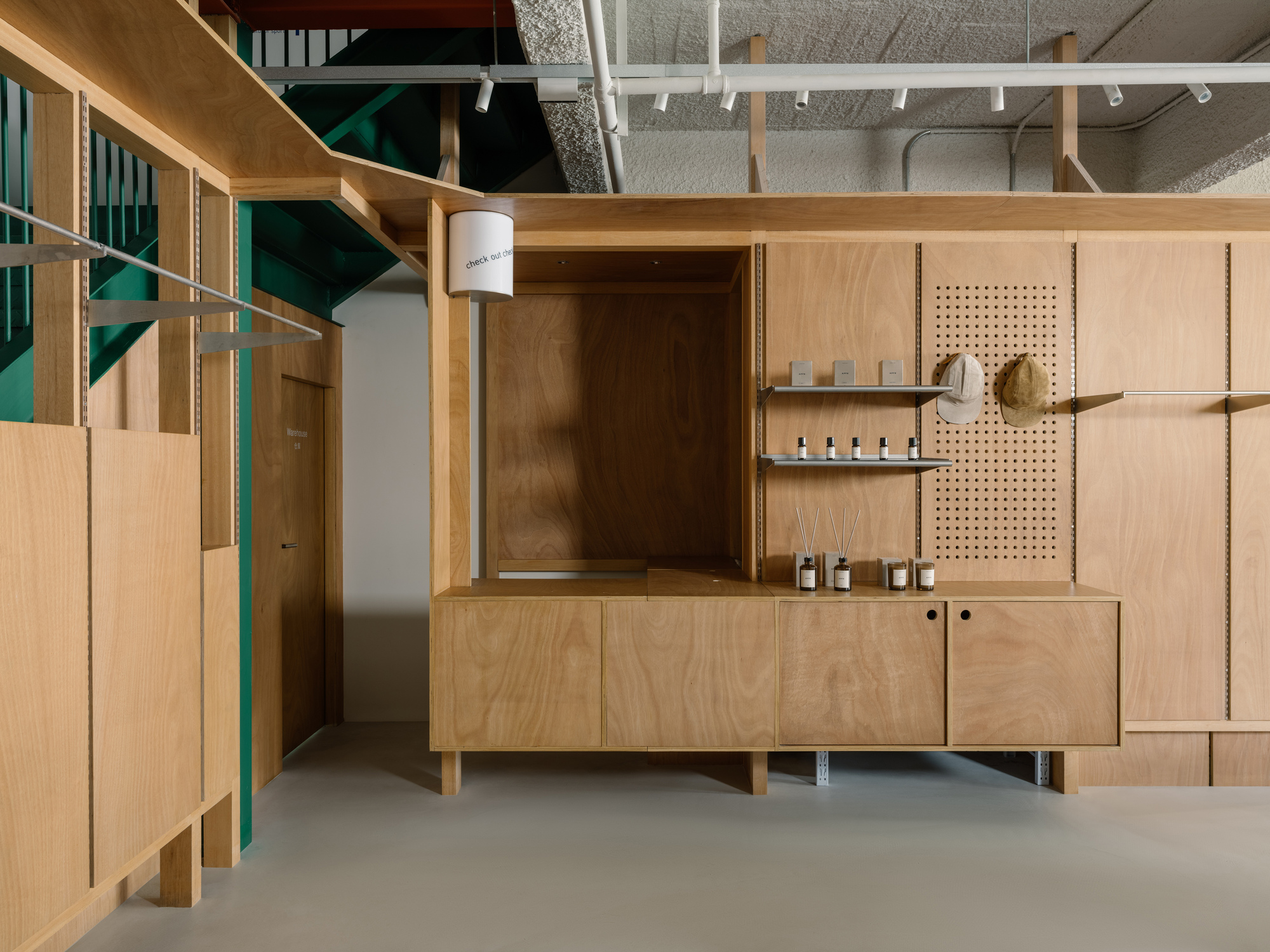 Gallery of Element Store / atelier tao+c - 5