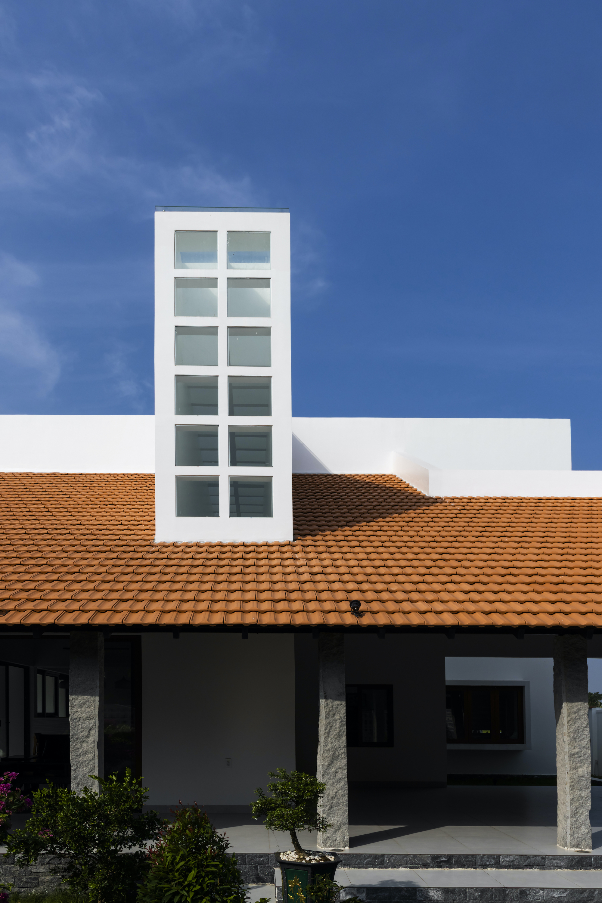 Gallery of Co Muoi Garden Villa / 6717 Studio - 10