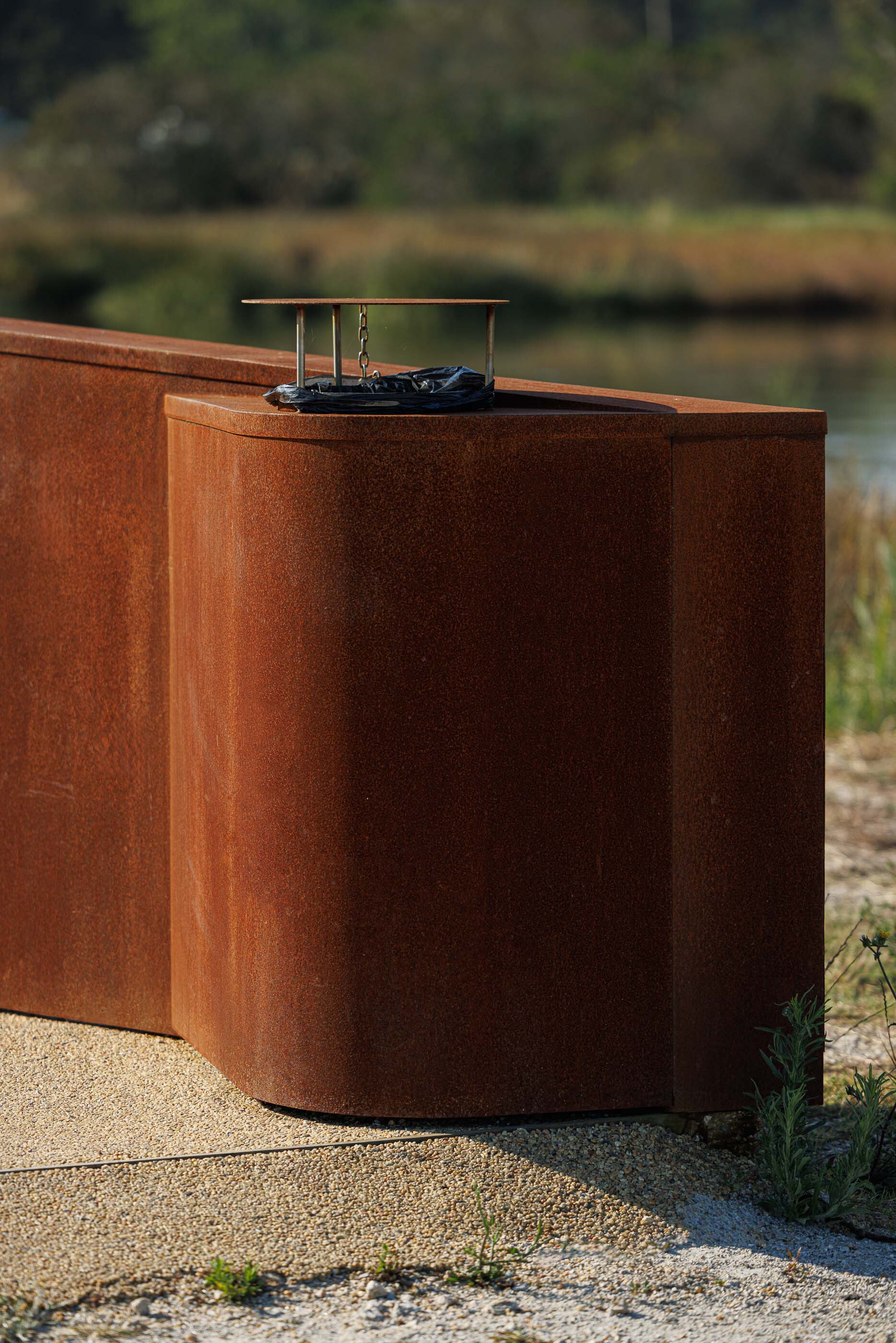 Gallery of Cycle and Pedestrian Crossing Over the Fareja Bridge ...