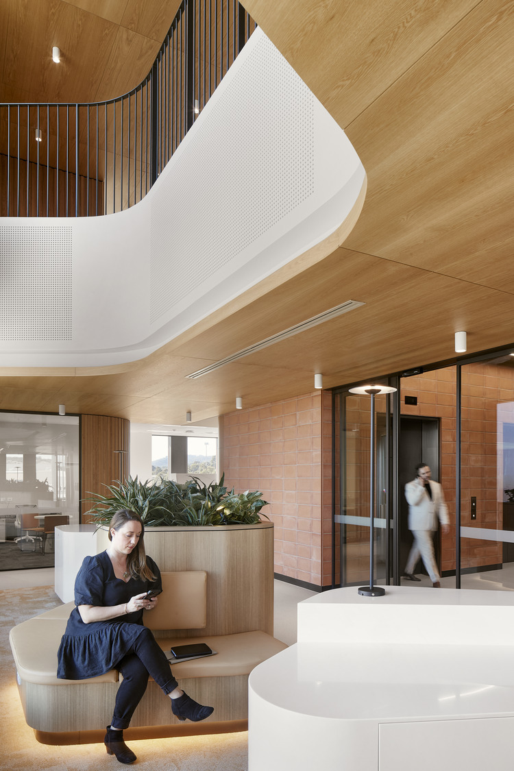 Gallery of Health and Medical Research Building / Architectus - 12
