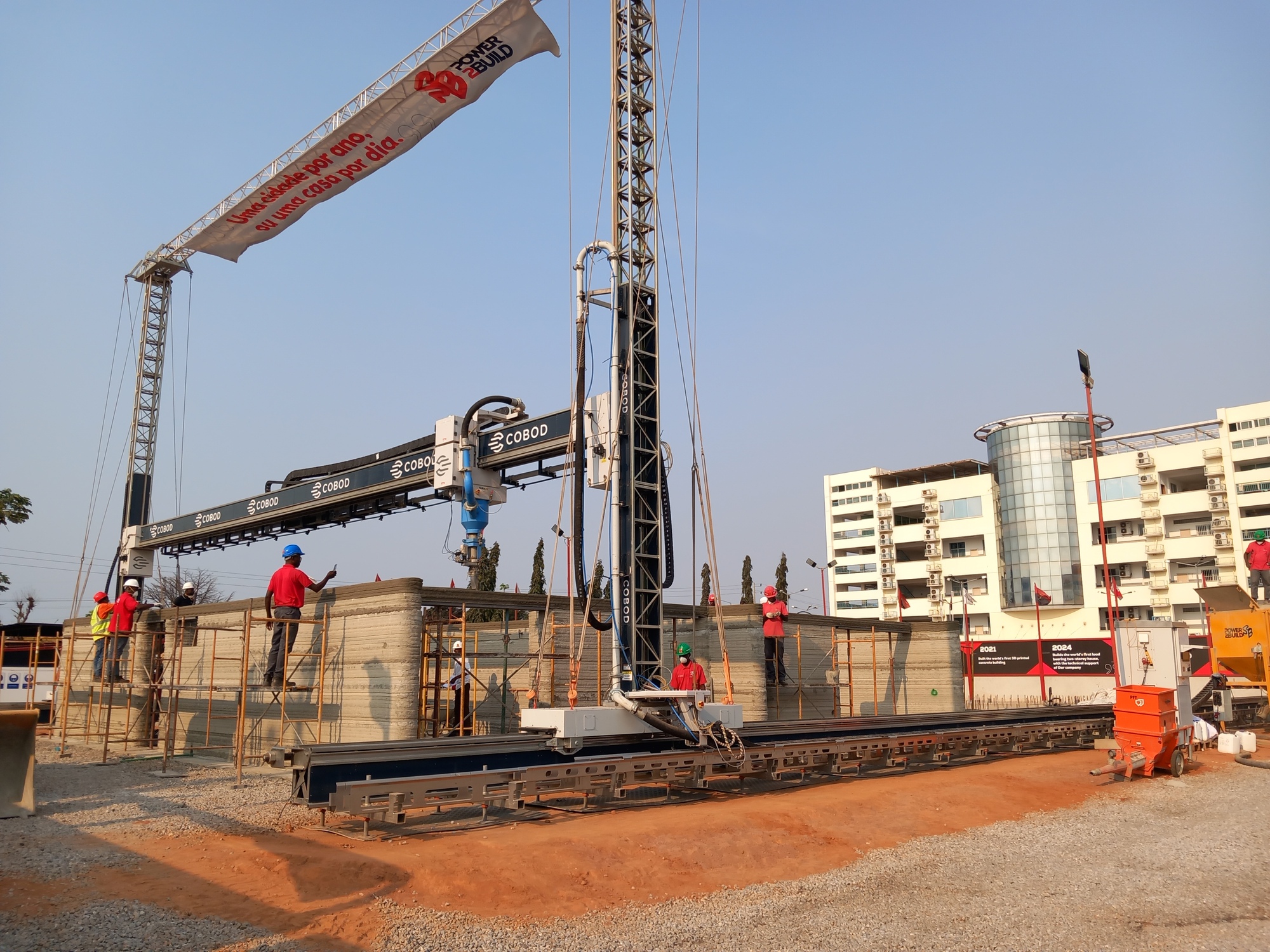 Gallery of Angola Introduces Large-Scale Concrete 3D-Printing to ...