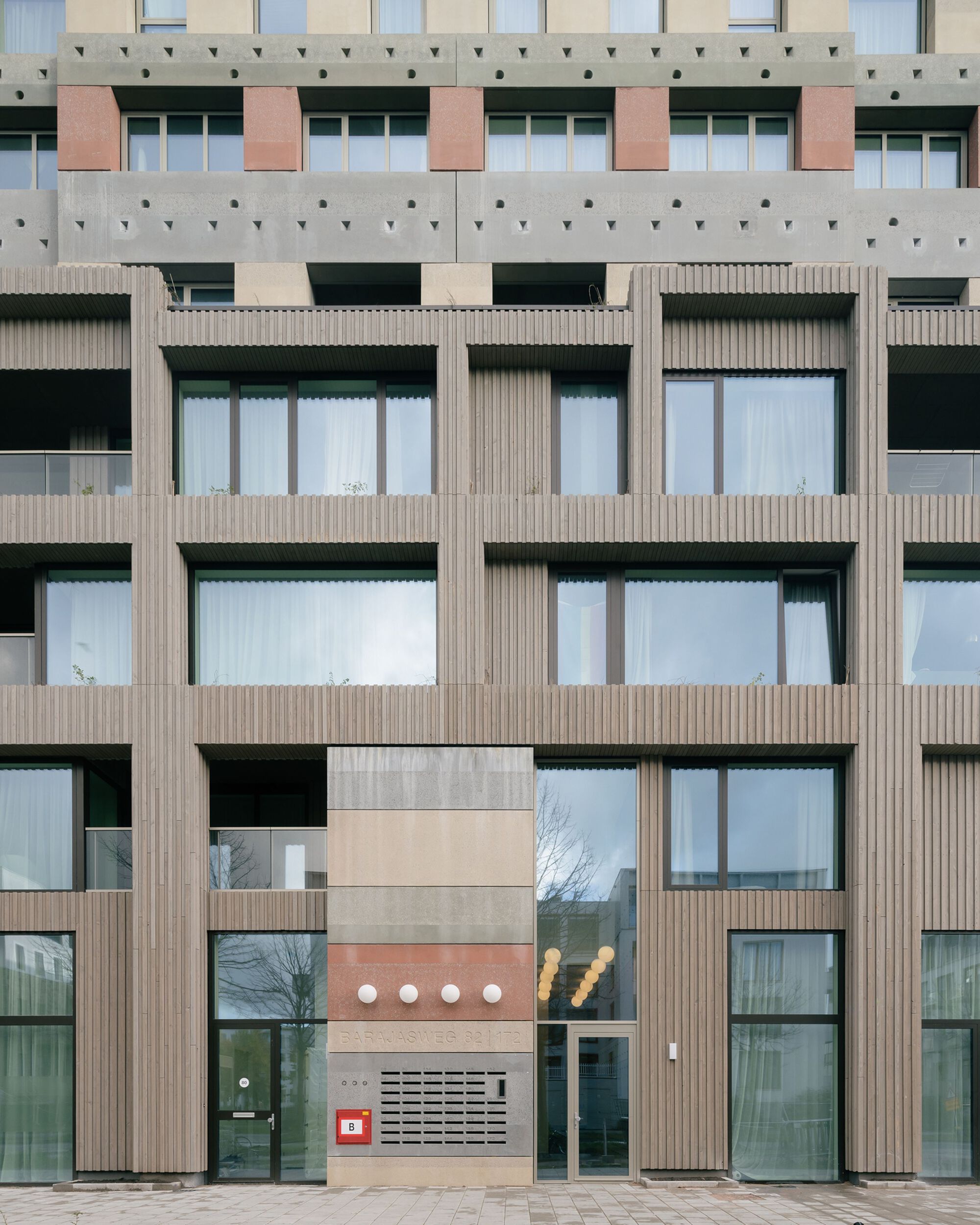 Gallery of VERTICAL Building / NL Architects + Space Encounters ...