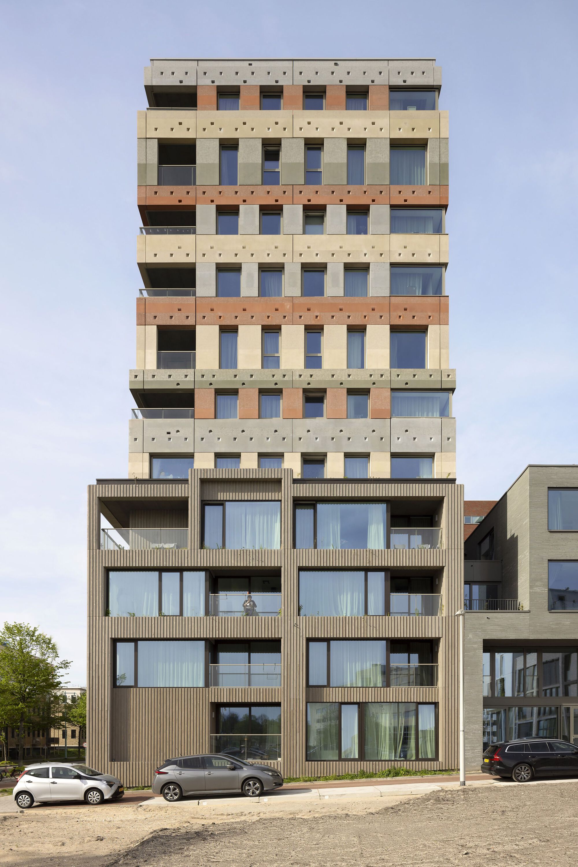 Gallery of VERTICAL Building / NL Architects + Space Encounters ...