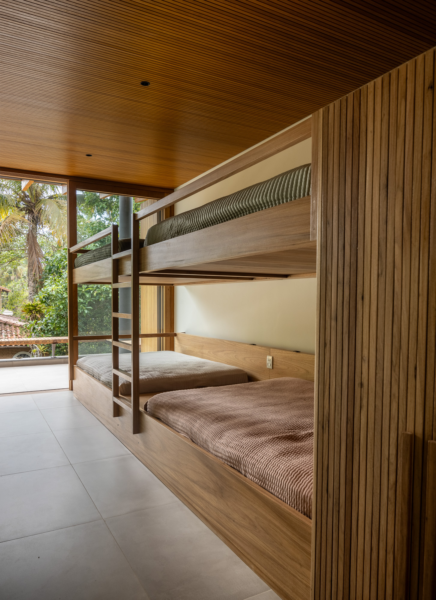 Gallery of PCW Residence / Pitta Arquitetura - 22