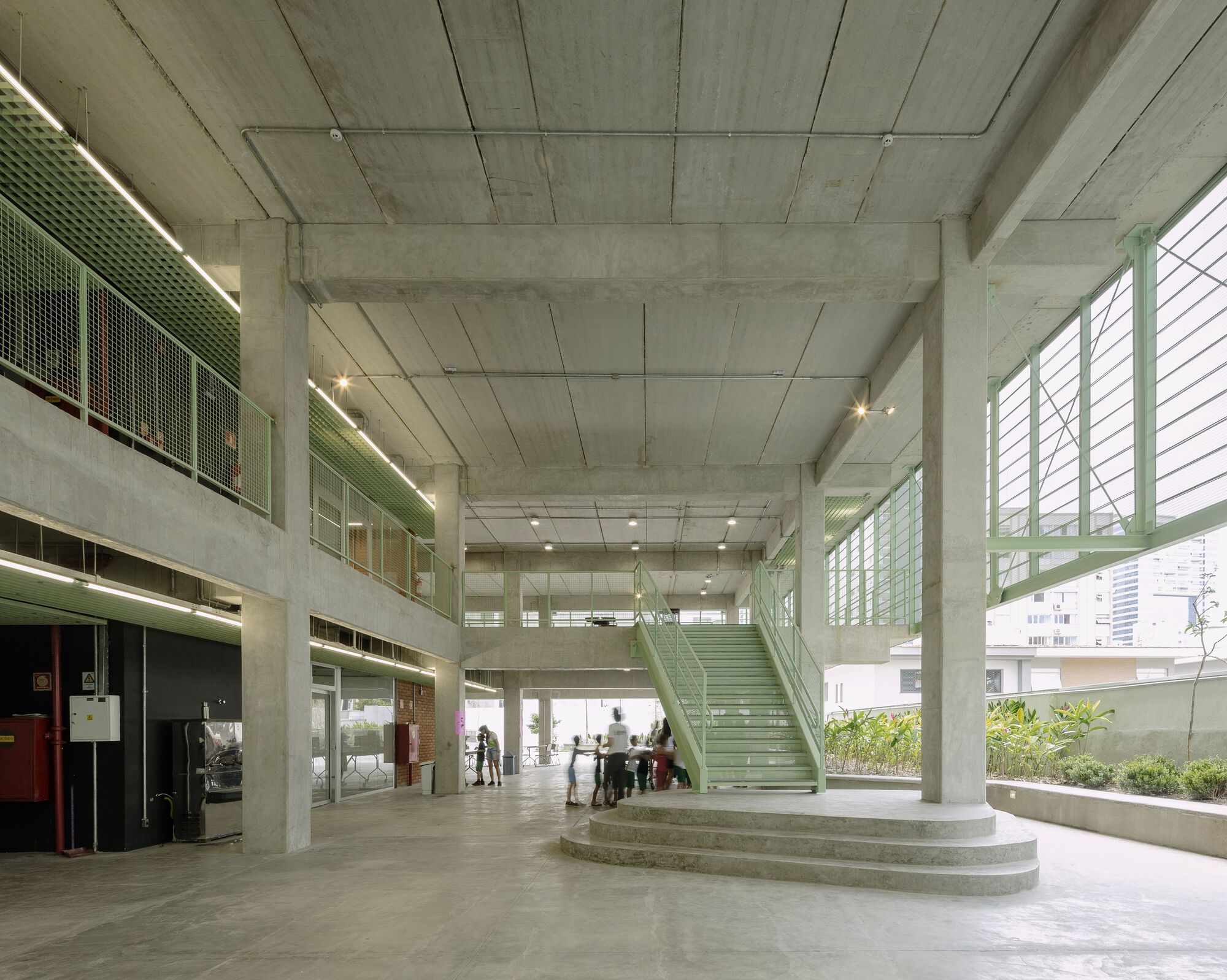 Gallery of Verde School / Ricardo Gusmao Arquitetos + Guido Otero ...