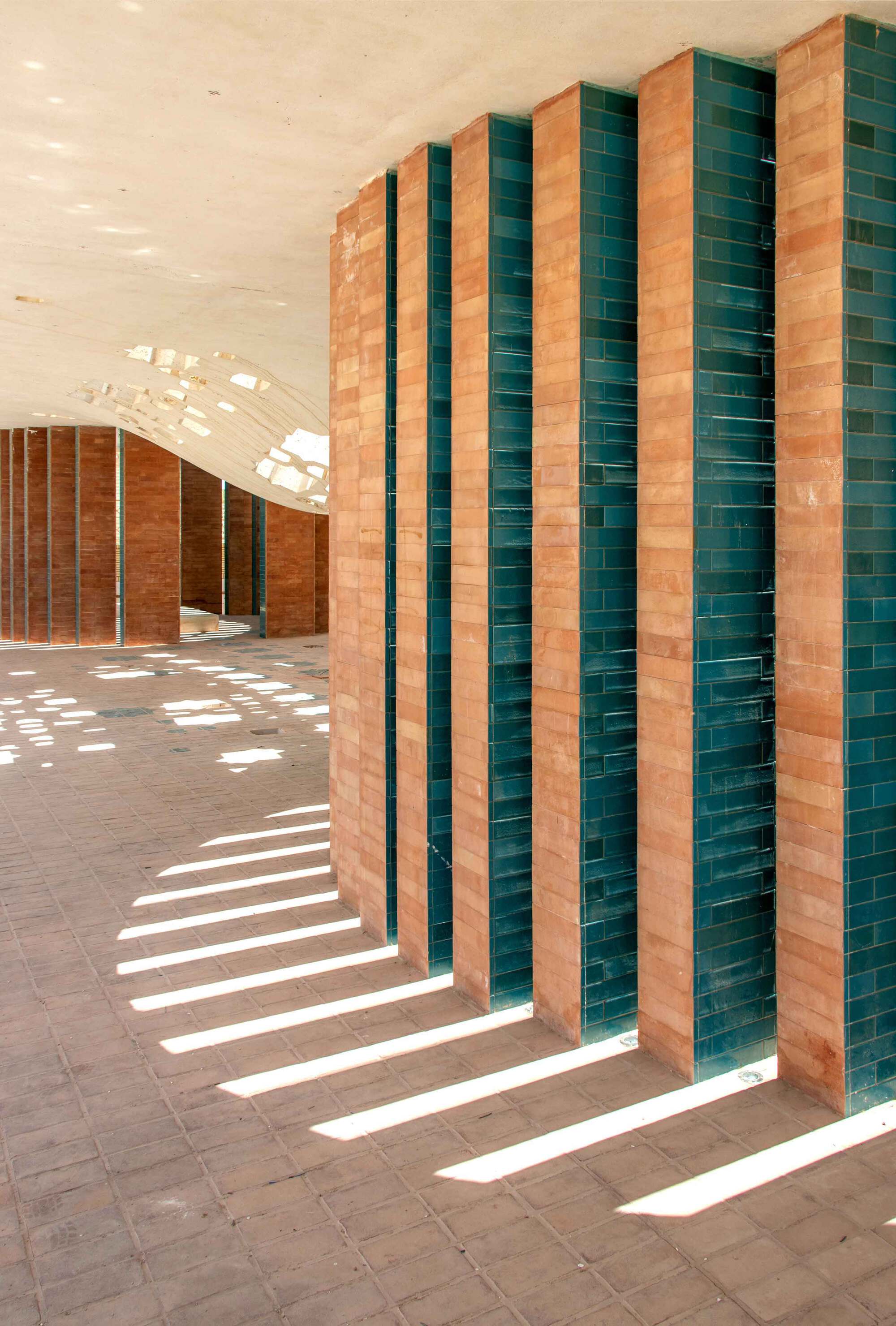 Gallery of Shafagh Tomb / 35-51 ARCHITECTURE Office - 5