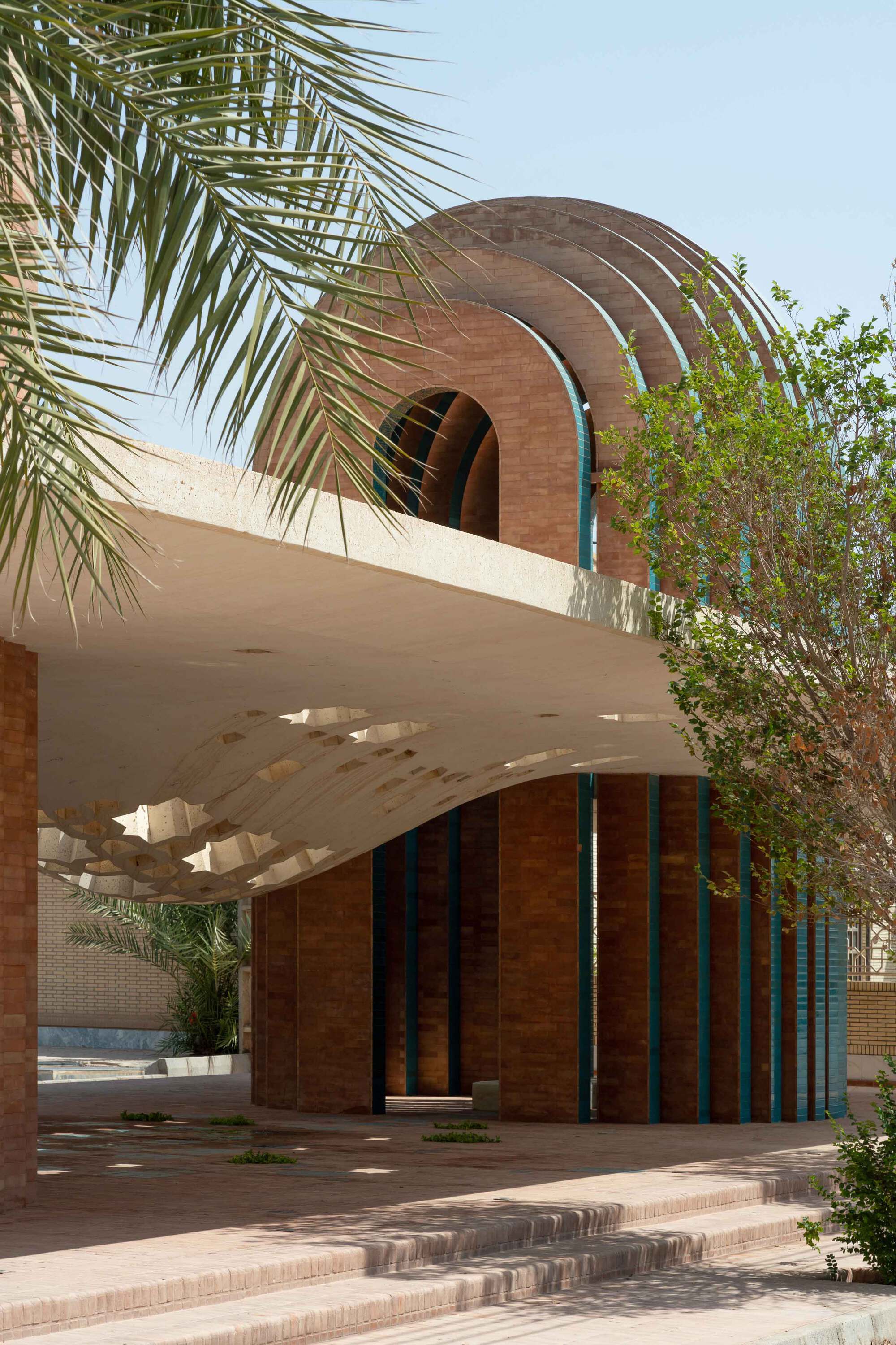 Gallery of Shafagh Tomb / 35-51 ARCHITECTURE Office - 9