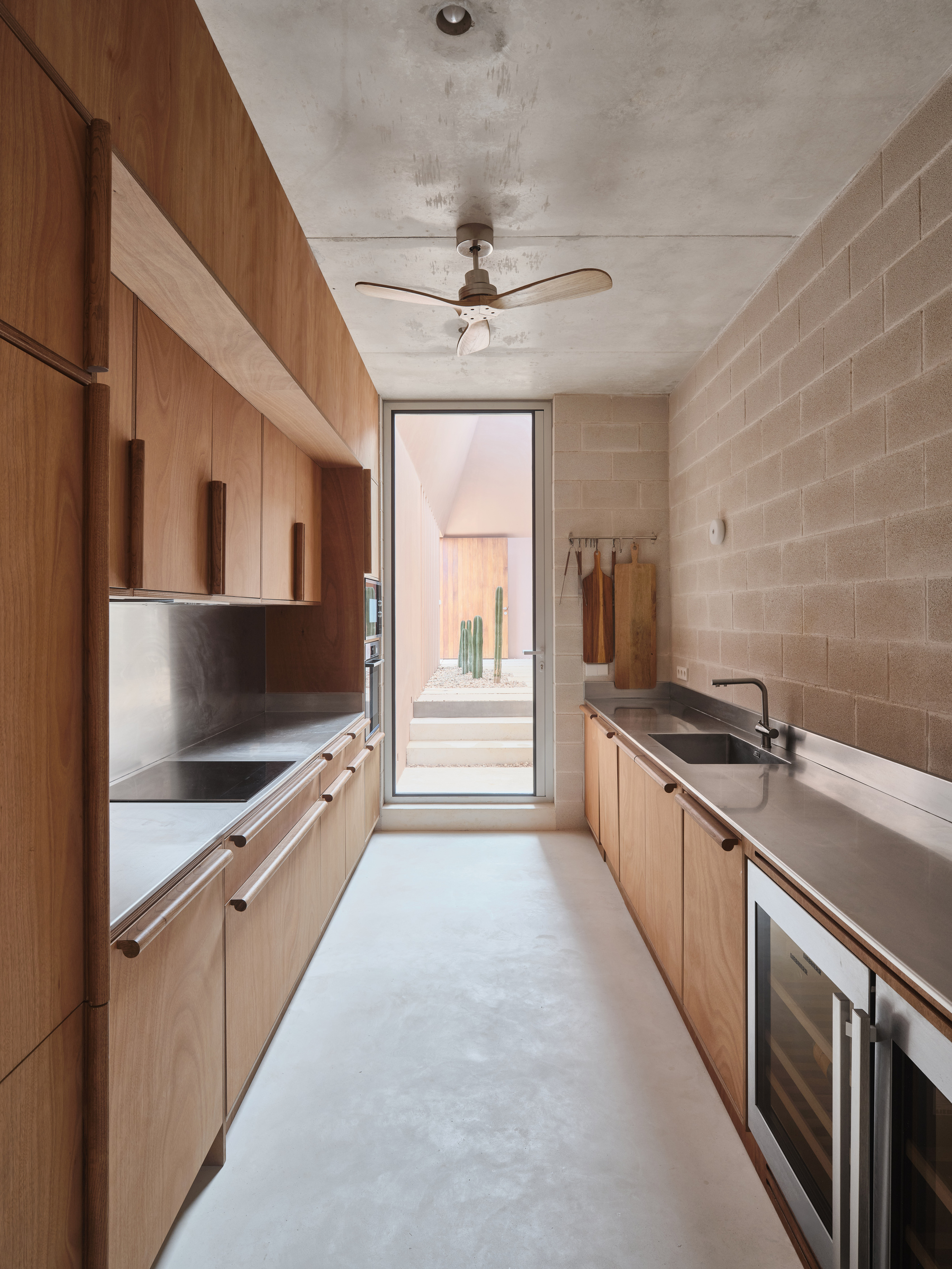 Gallery of Zenith House / NOMO STUDIO - 14