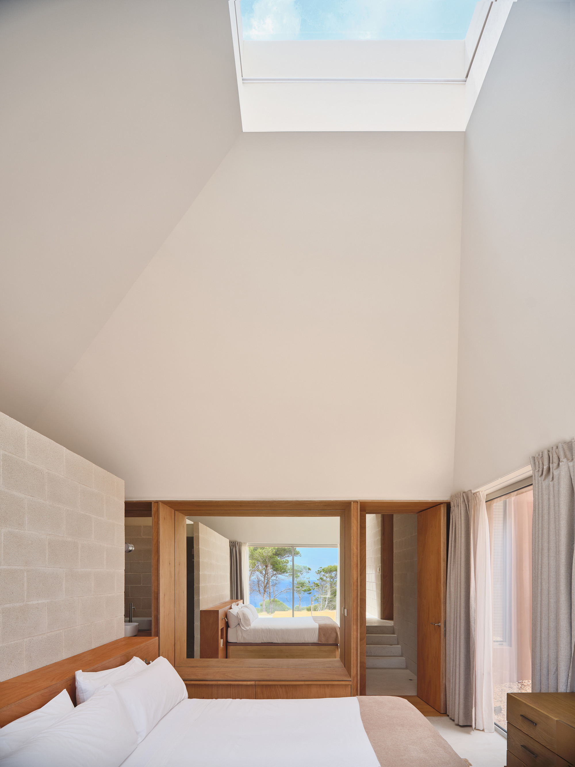 Gallery of Zenith House / NOMO STUDIO - 11