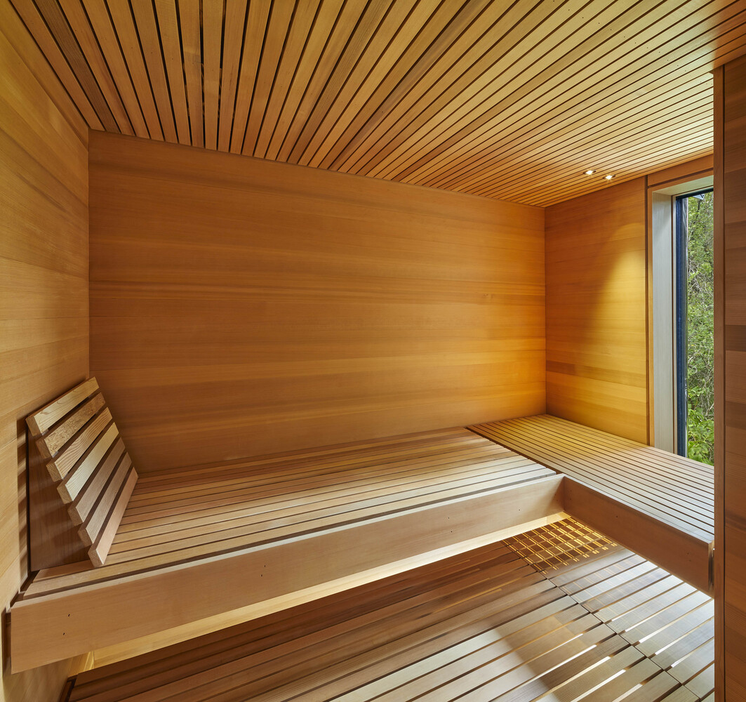 Gallery of House in High Park / Ian MacDonald Architect Inc. - 15