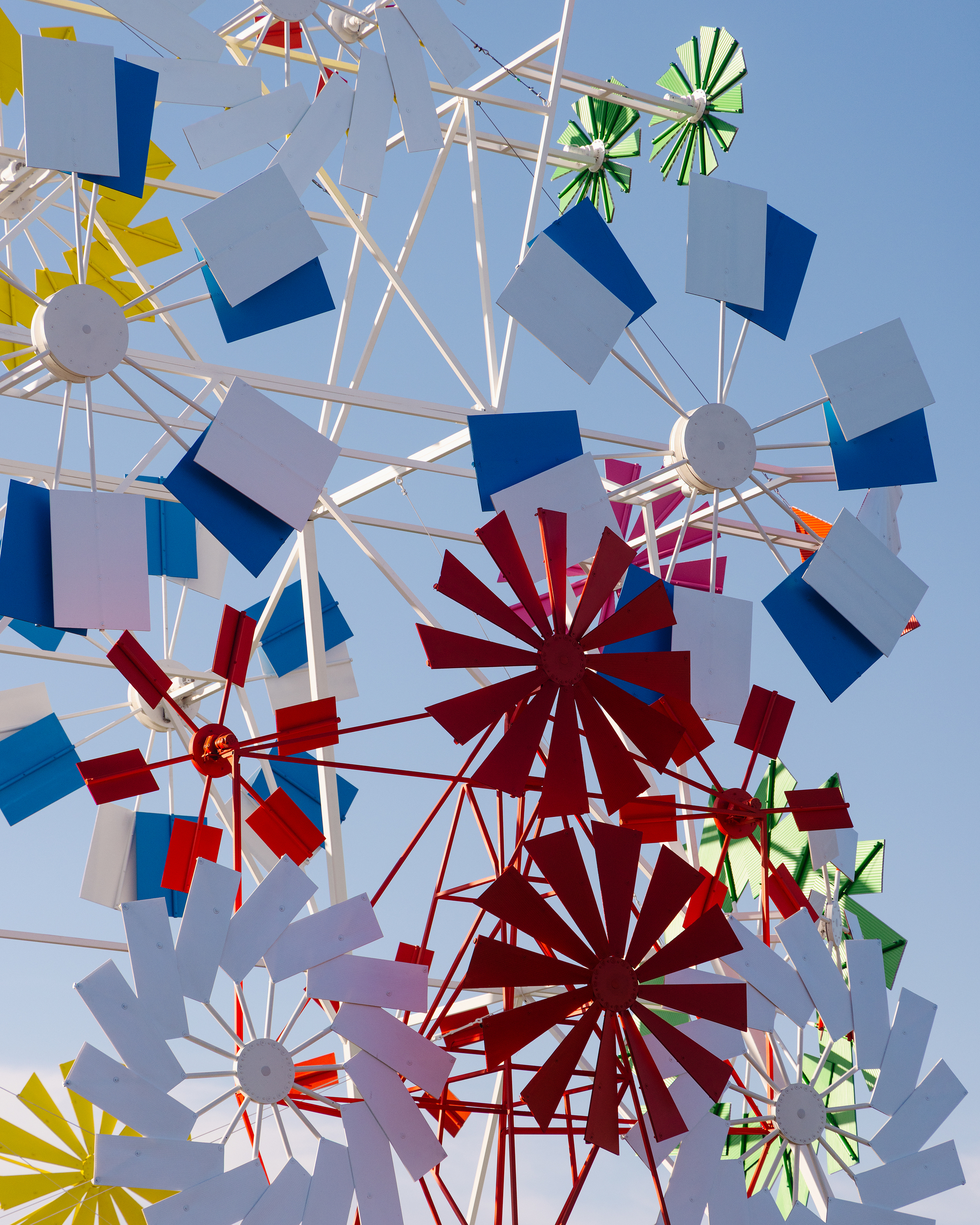 Gallery of Large-Scale Installations Transform the Desert Landscape at Coachella Music Festival ...