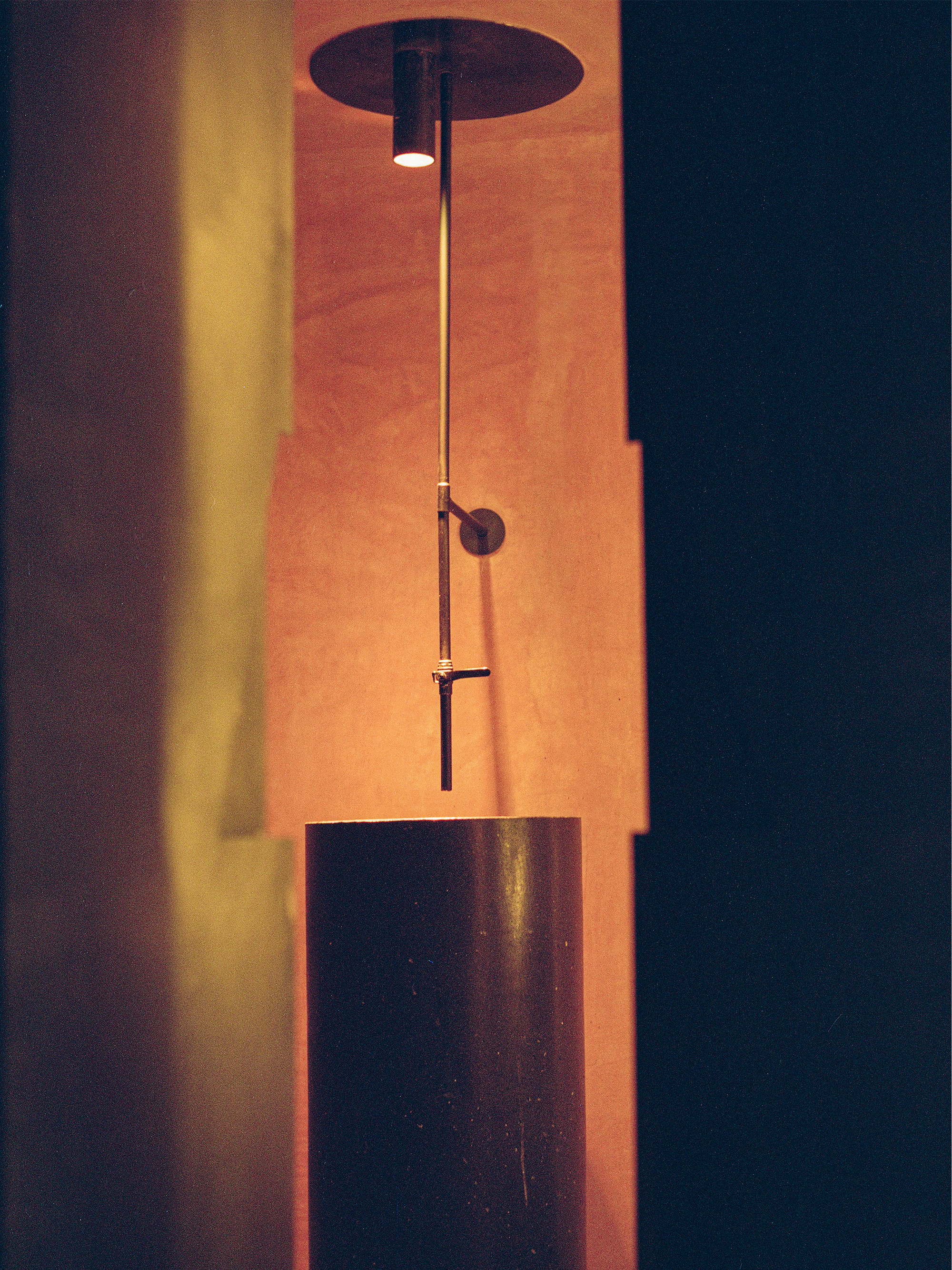 Gallery of Altar Casa Arca / TANAT - 20