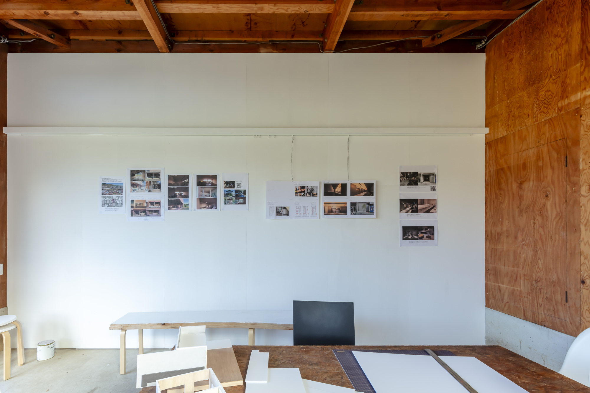 Gallery of Distance and Dimensions / GRAY-ZONE Design Office - 8