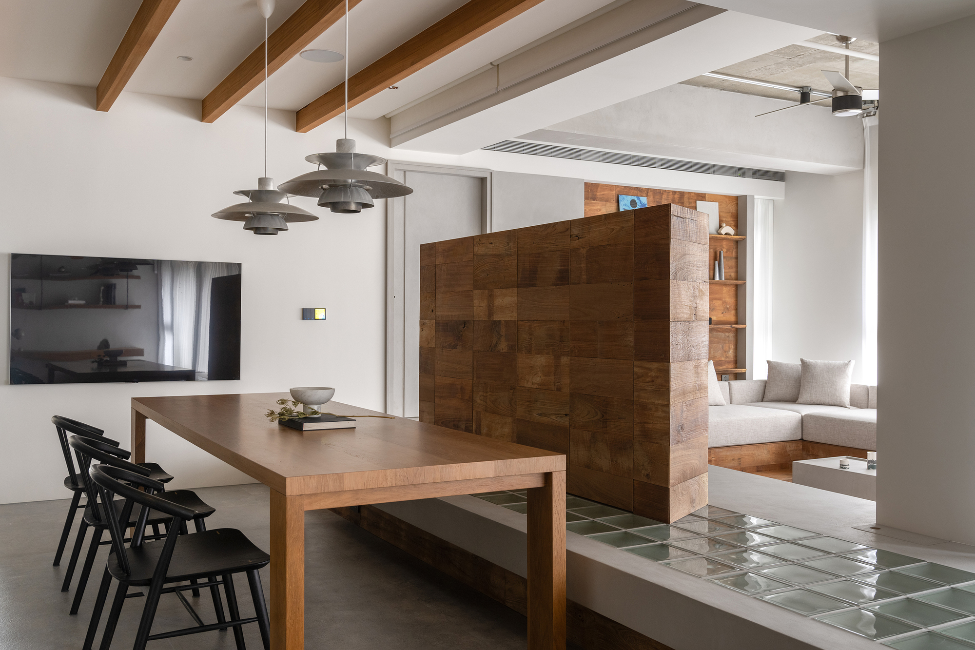 Gallery of Mooin Apartment / KC Design Studio - 4
