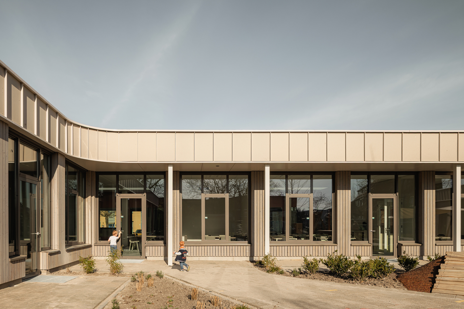 Gallery of Primary School Lux / EVA architecten - 9