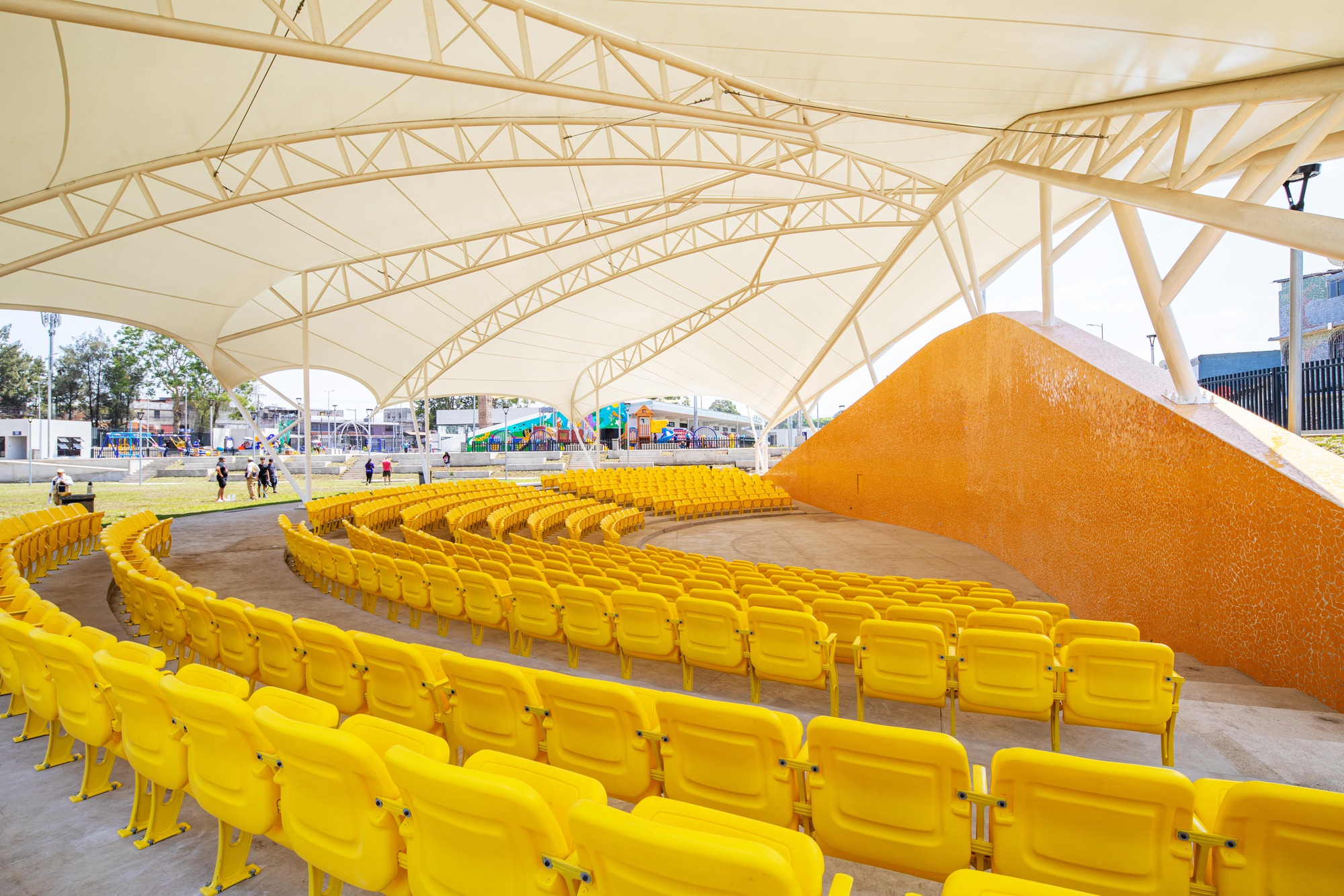 Galería de Parque de la Paz Carlos "El Pescadito" Ruiz / Luis Pedro ...