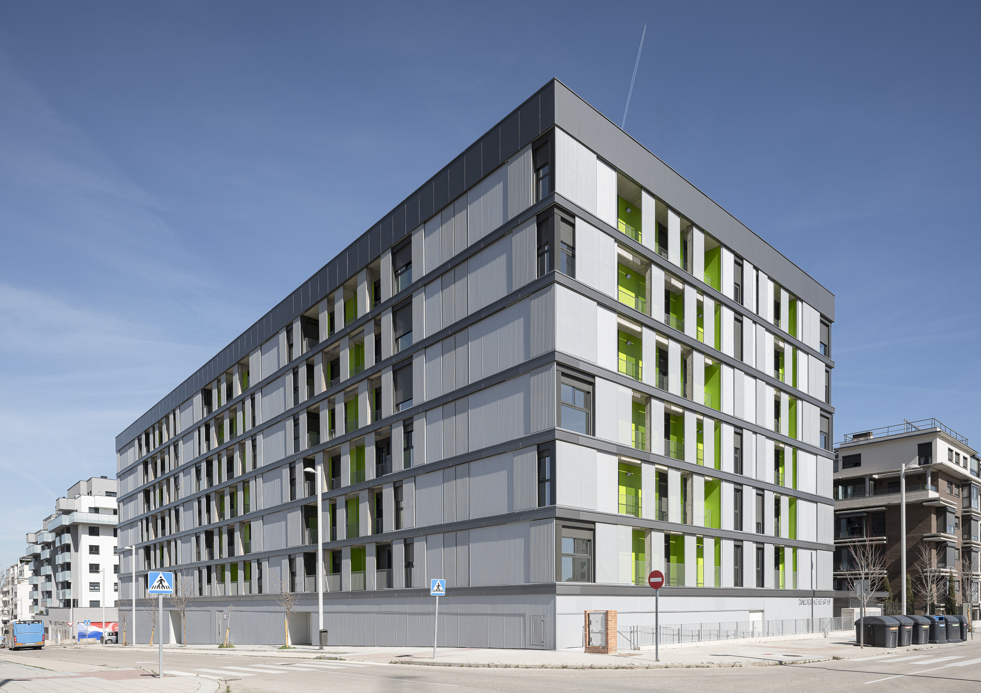 Gallery of 116 Public Housing Units in Madrid / UNIA ARQUITECTOS + FAU ...