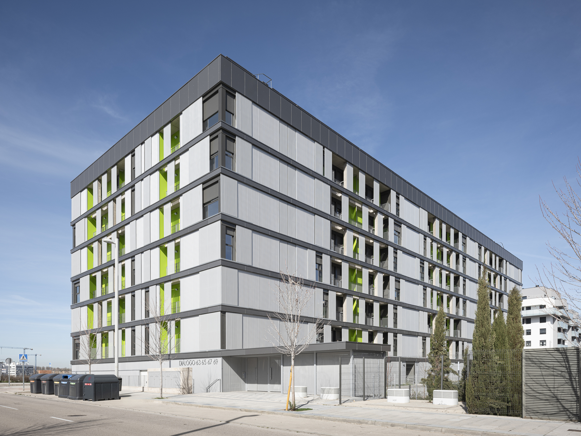 Gallery of 116 Public Housing Units in Madrid / UNIA ARQUITECTOS + FAU ...