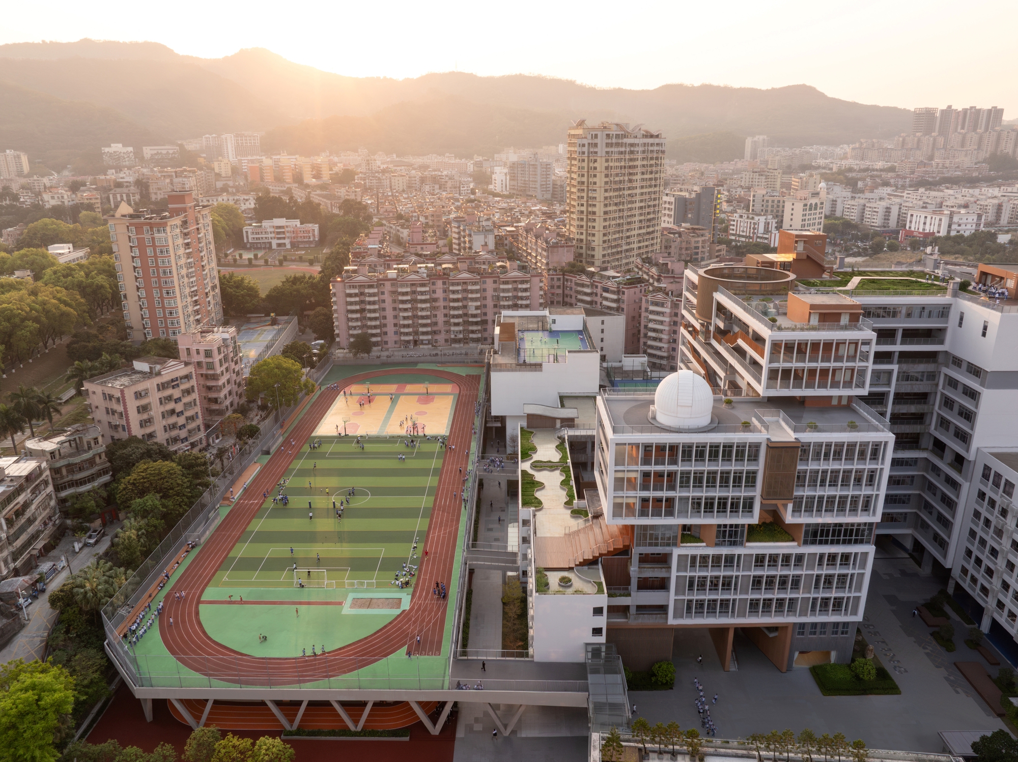 Gallery of Renovation of Shenzhen Longgang District Longling School ...