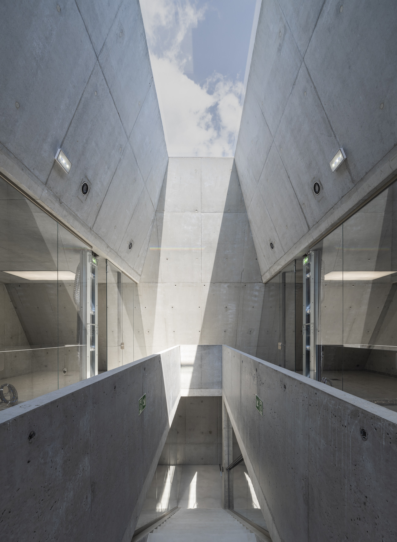 Gallery of Gambit Office / Robert Konieczny + KWK Promes - 4