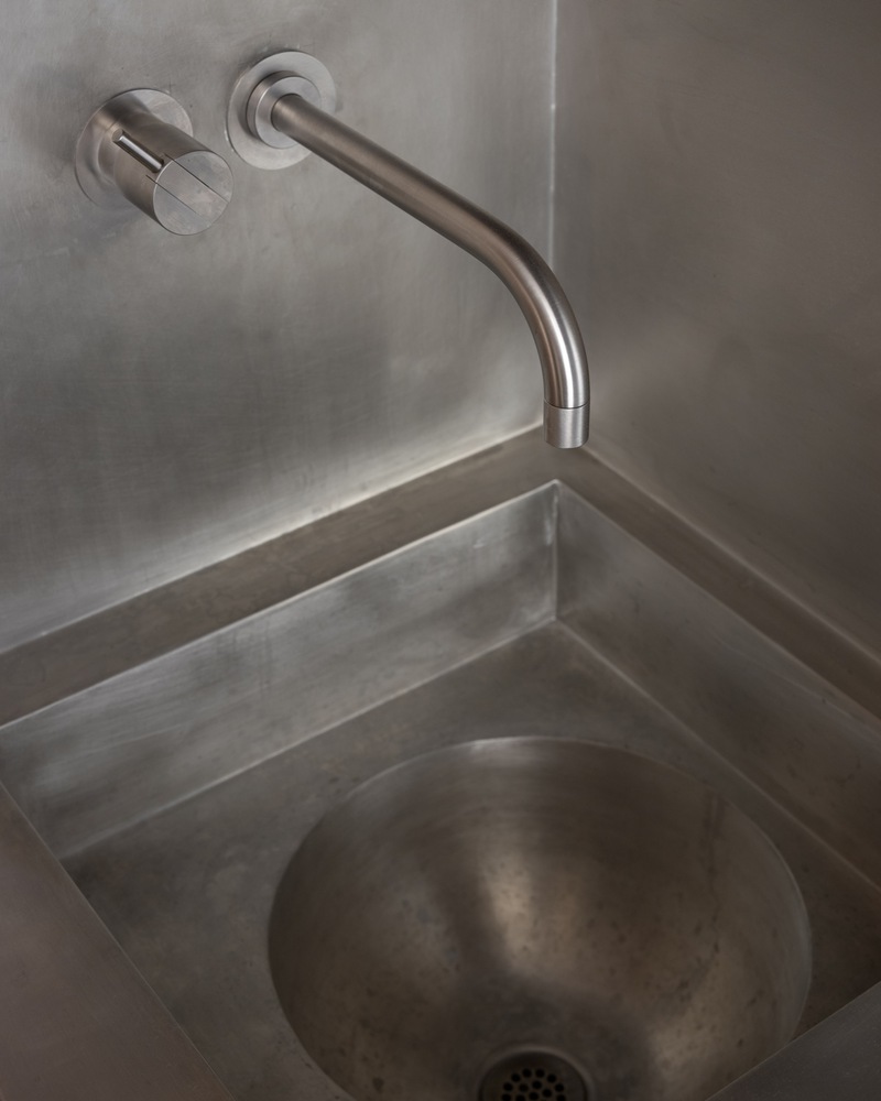 Gallery of Pine Island Cottage / Bureau Tempo + Thom Fougere Studio - 23