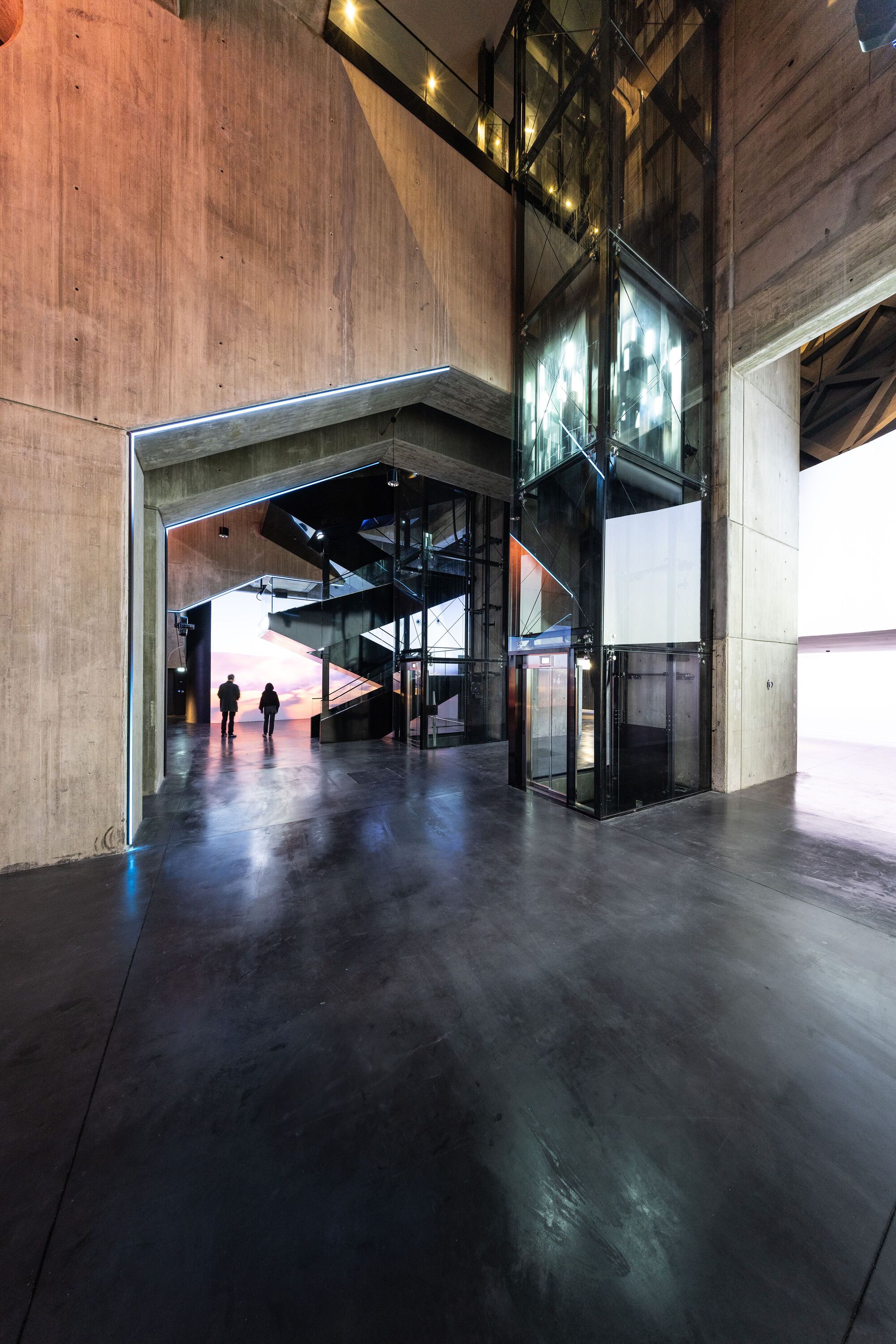 Gallery of La Géode Cinema / loci anima - 10