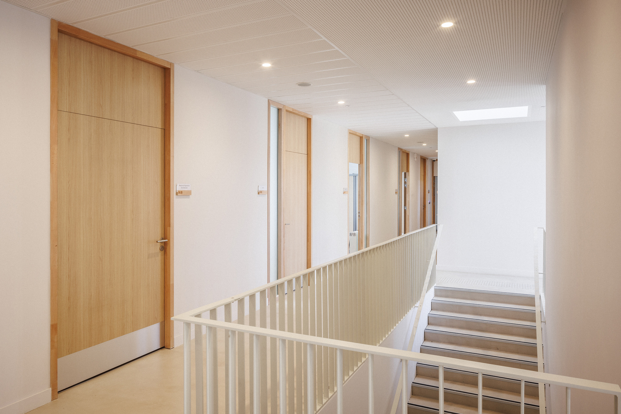 Gallery of Épernay Police Station / Explorations Architecture - 15