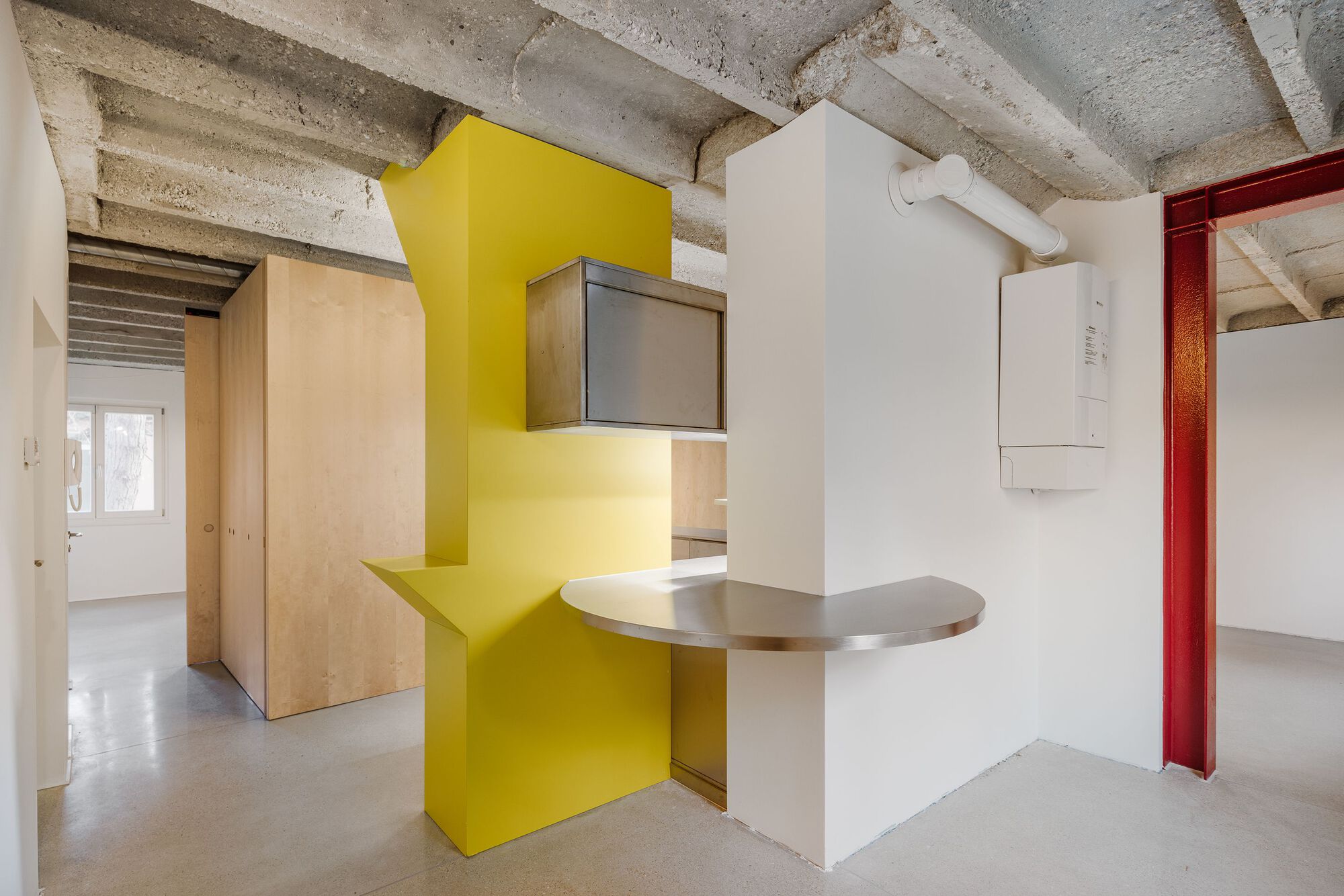 Galería de Renovación de un apartamentos de los años 60 / Studio Jakob ...