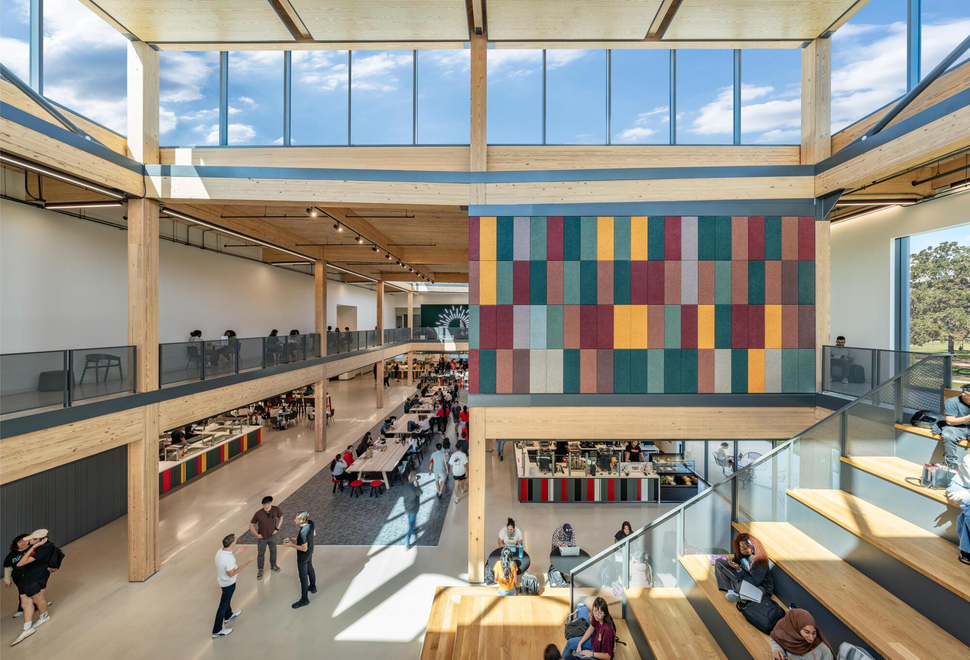 Gallery of Retail, Auxiliary, and Dining (RAD) Center at the University ...