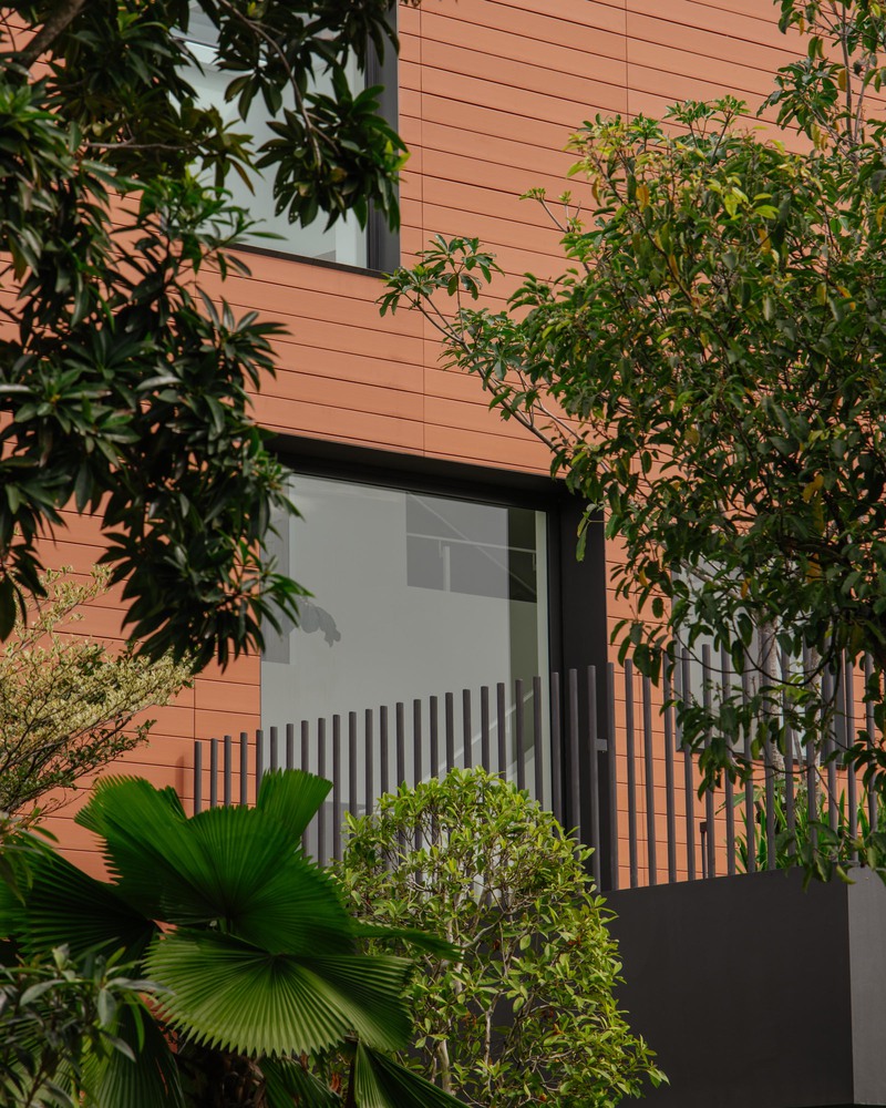 Gallery of In-Between House / Super Assembly - 6