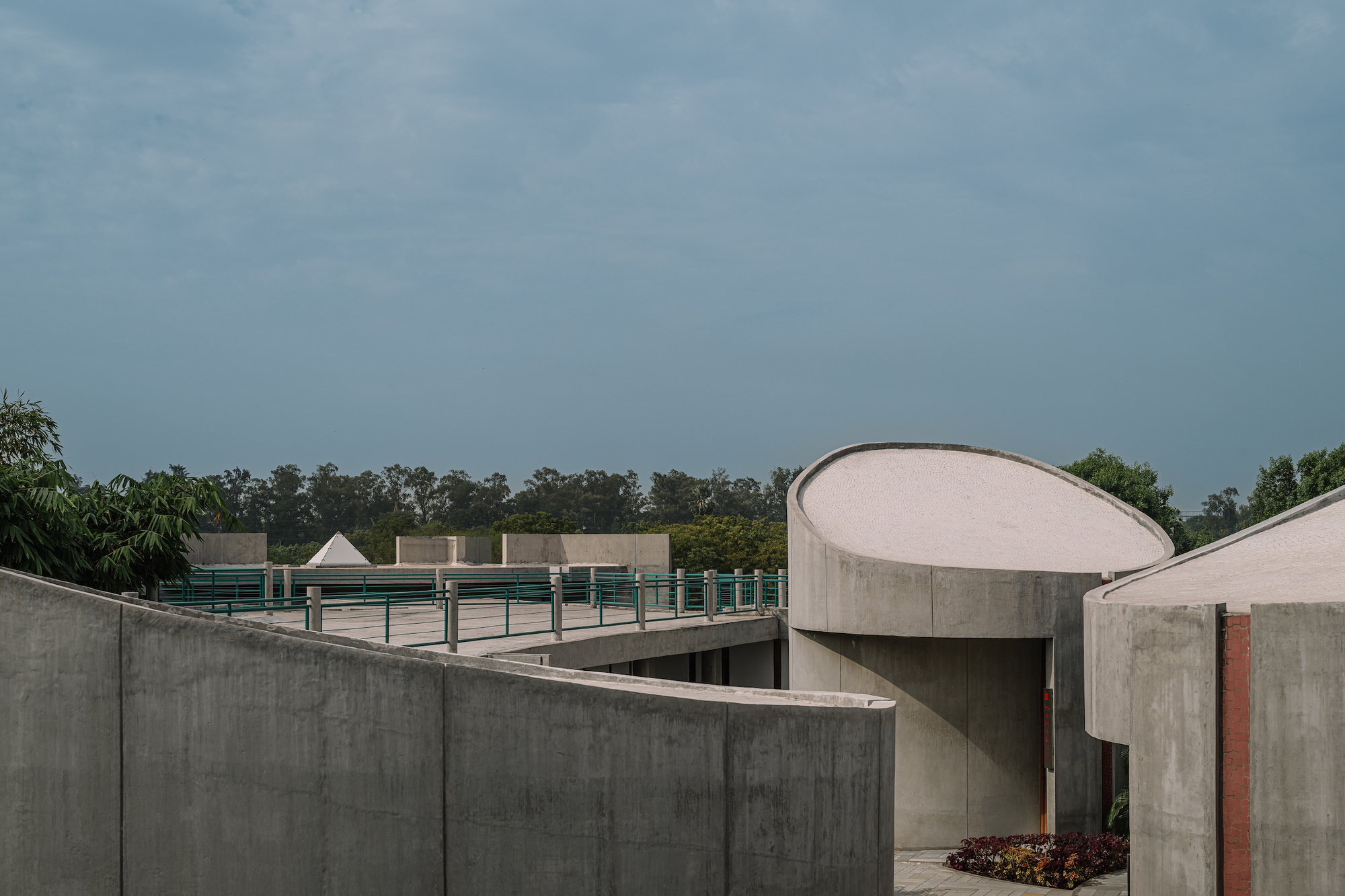 Gallery of SAIL Center / Studio Naqshbandi - 25