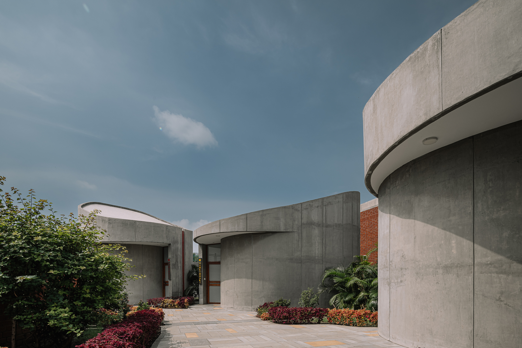 Gallery of SAIL Center / Studio Naqshbandi - 21