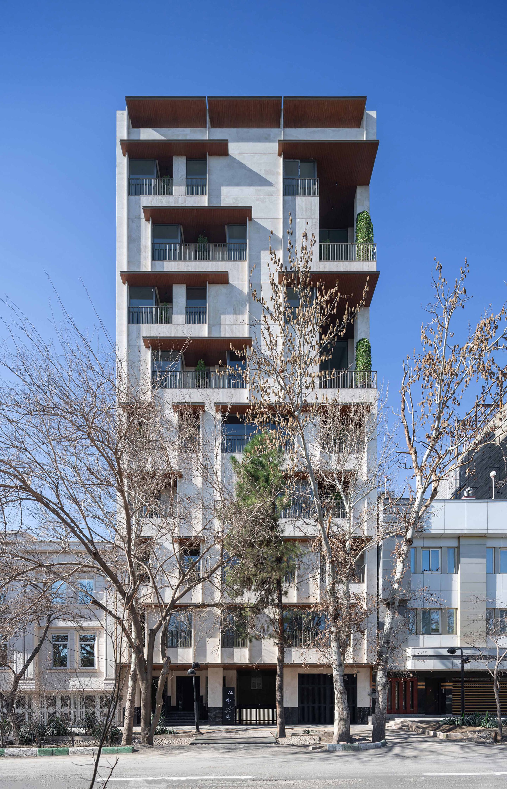 Gallery of Miyan Residential Building / Pi architects - 5