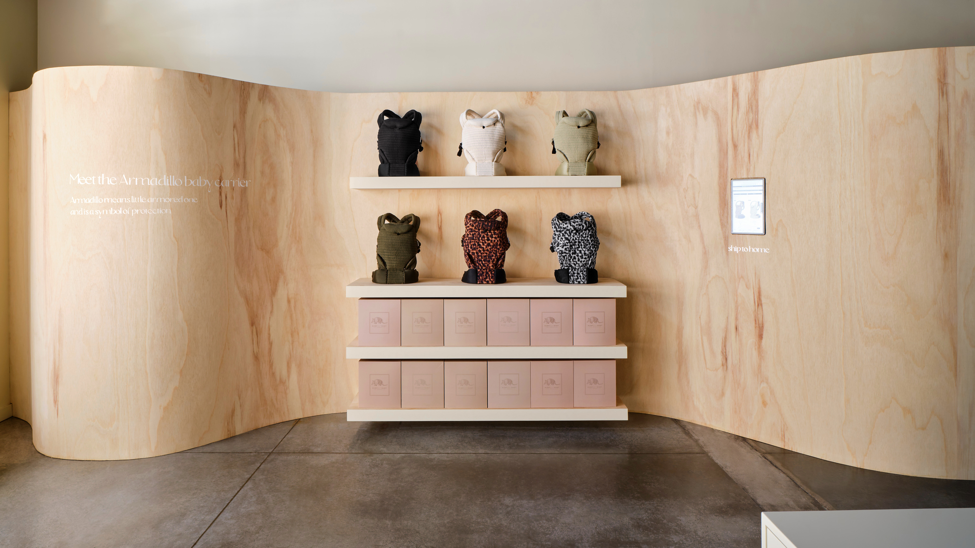 Gallery of Bumpsuit Store / Fox Fox Studio - 5