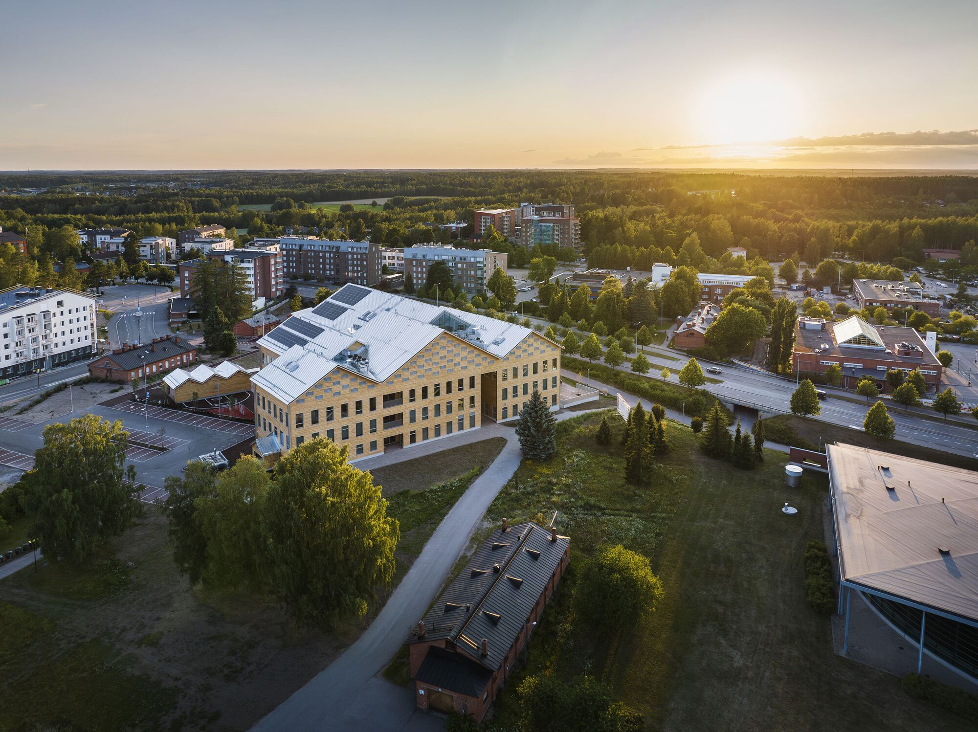 Gallery of Monio High School and Cultural Center / AOR Architects - 32