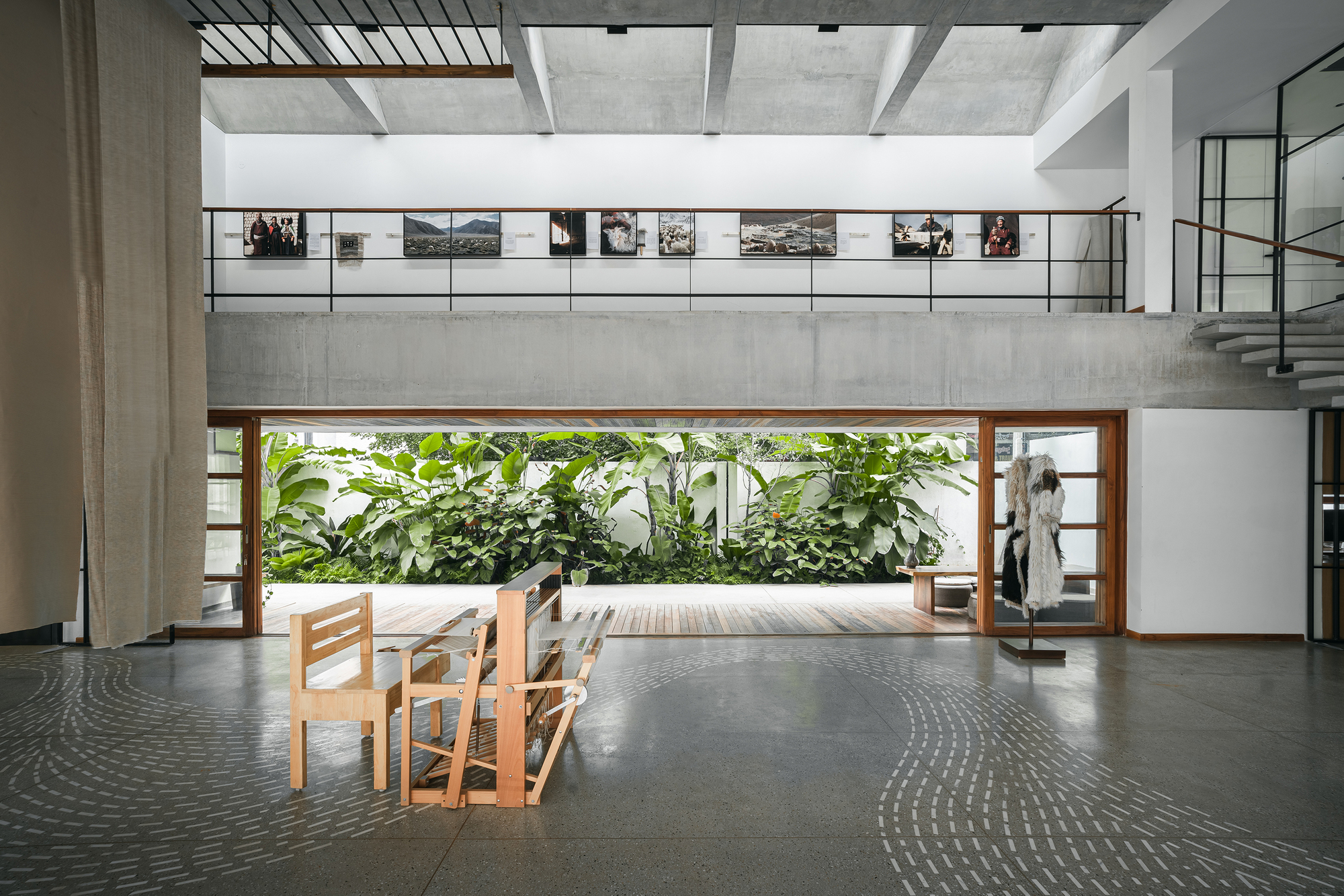 Galería de Estudio AME / BetweenSpaces - 3