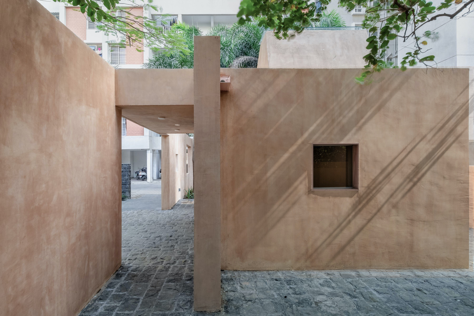 Gallery of Datta Vihara Shrine / Karan Darda Architects - 10