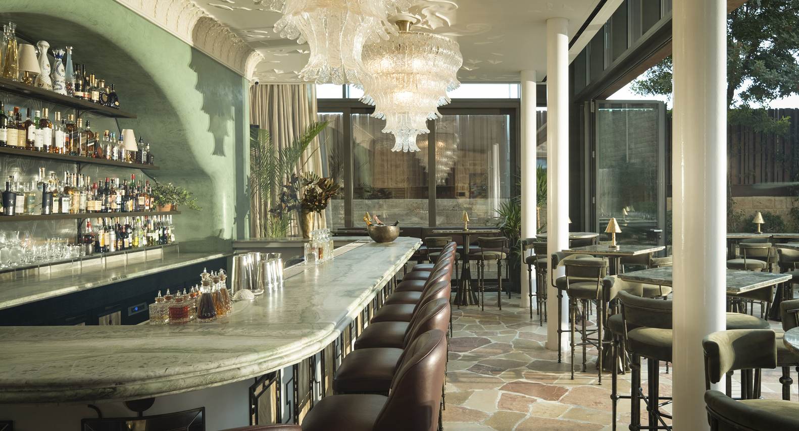 Galeria de Bar, Restaurante e Espaço para Eventos Beihouse / Dagher ...