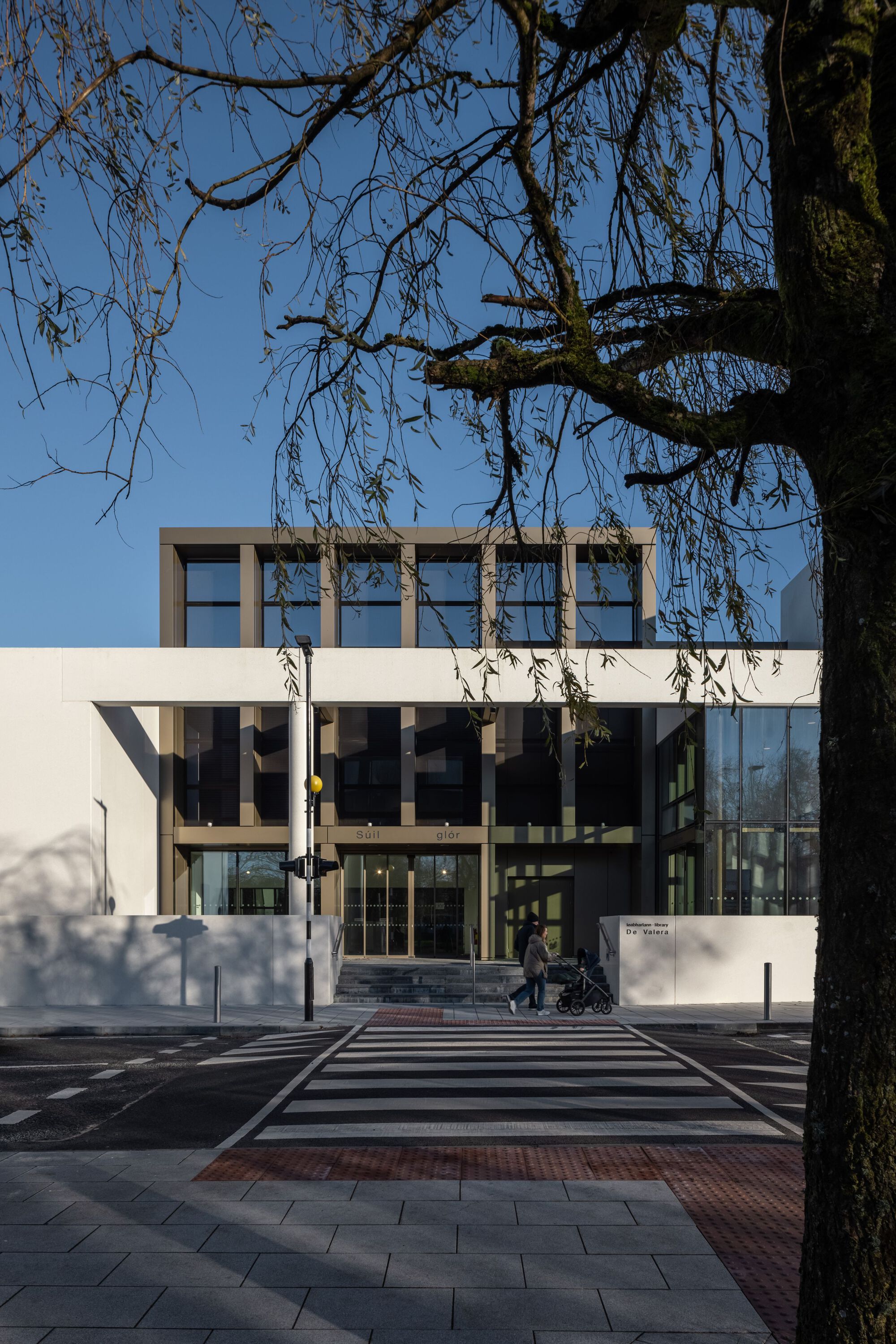 Gallery of DeValera Library and Suil Gallery / Keith Williams ...