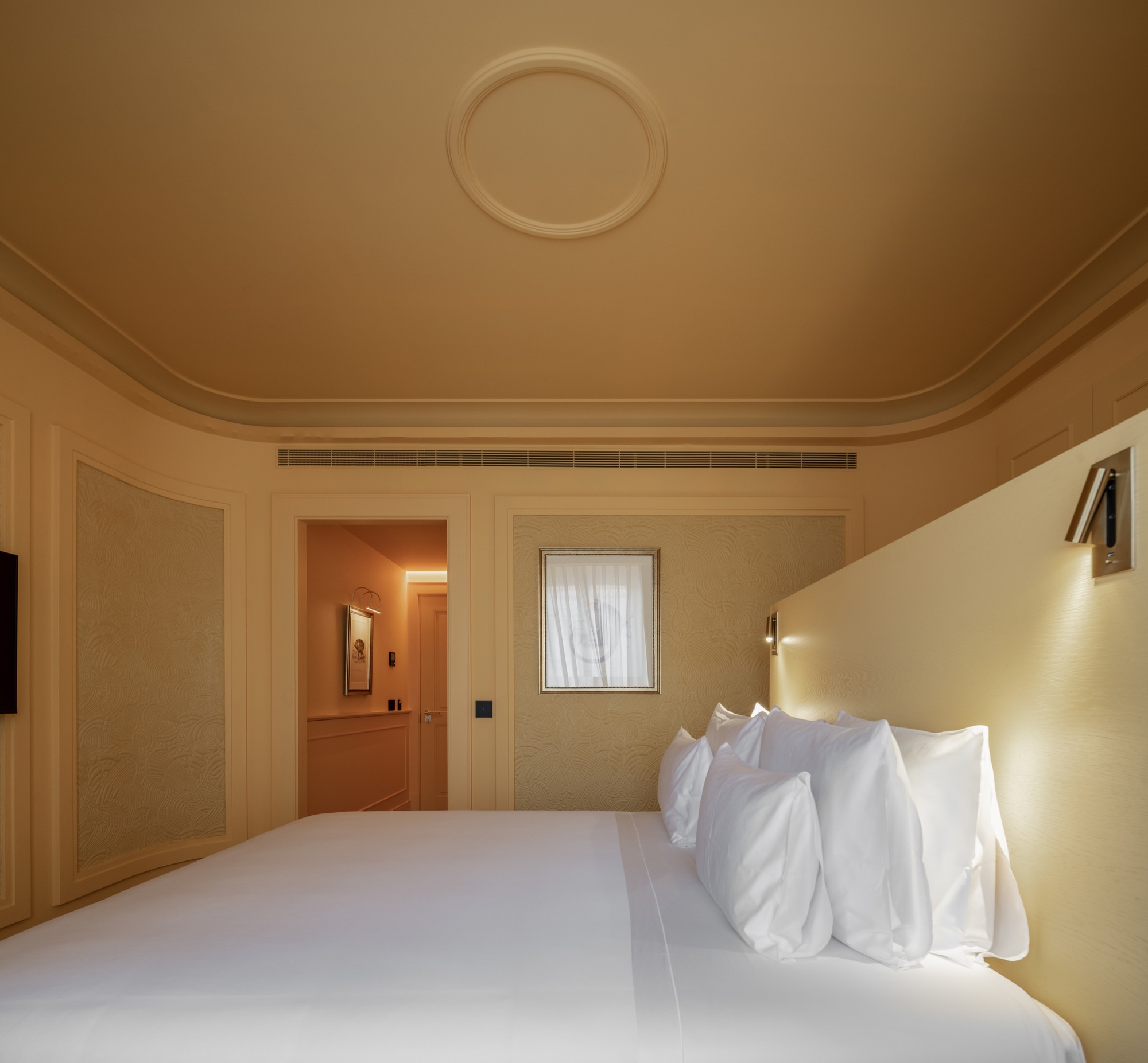 Gallery of Art Legacy Hotel / Rebelo Andrade - 9