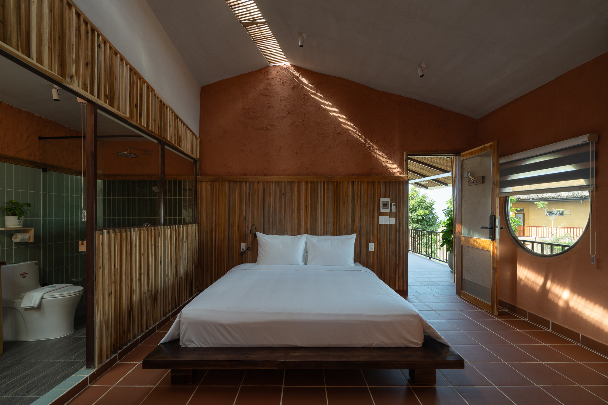 Gallery of Dragonfly Retreat & Cafe / Country House. Architecture - 21
