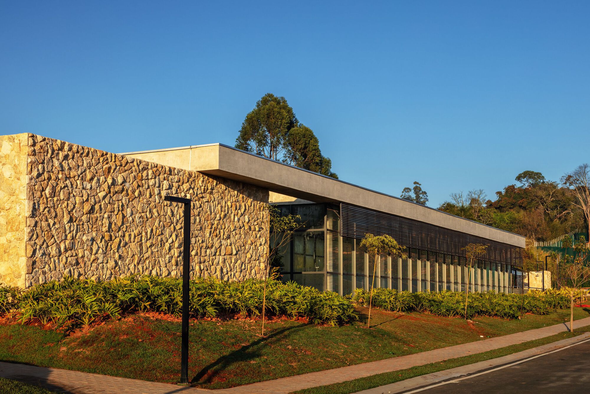 Gallery of The Tamboré Club / DMDV arquitetos - 23