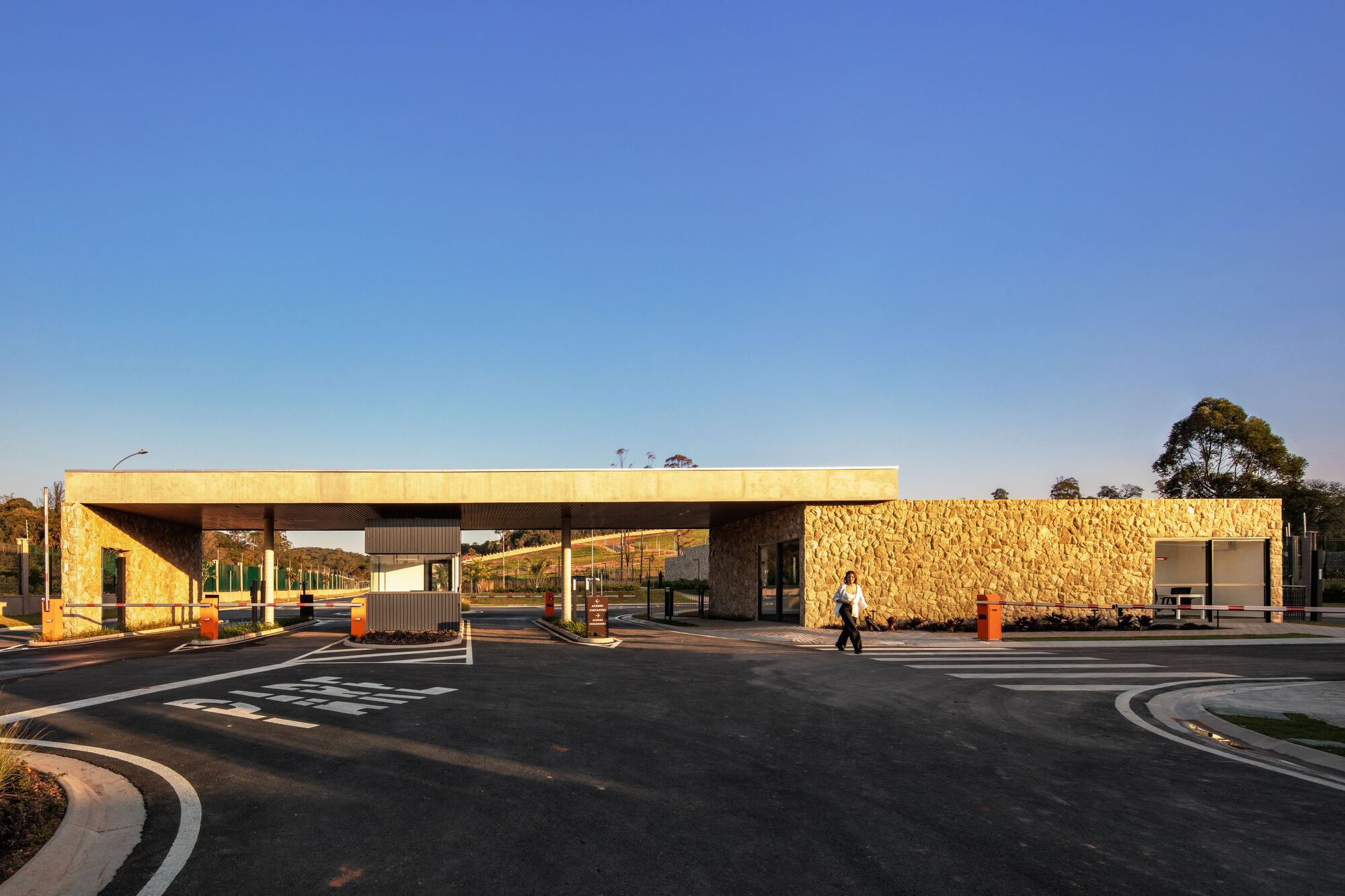 Gallery of The Tamboré Club / DMDV arquitetos - 25