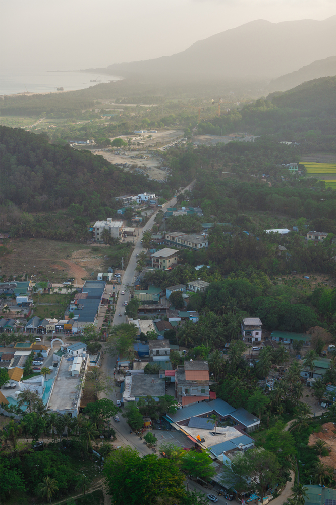 Galeria de Praça Duke, a que abraça a Terra / Edge Architects - 5