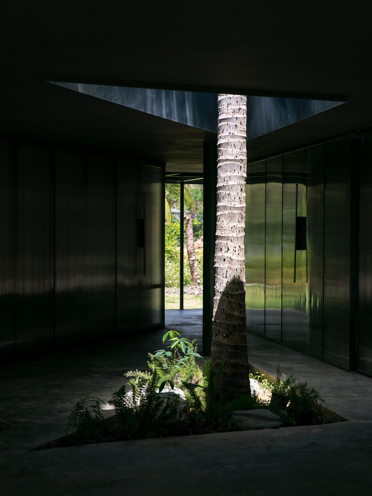 Galeria de Praça Duke, a que abraça a Terra / Edge Architects - 15