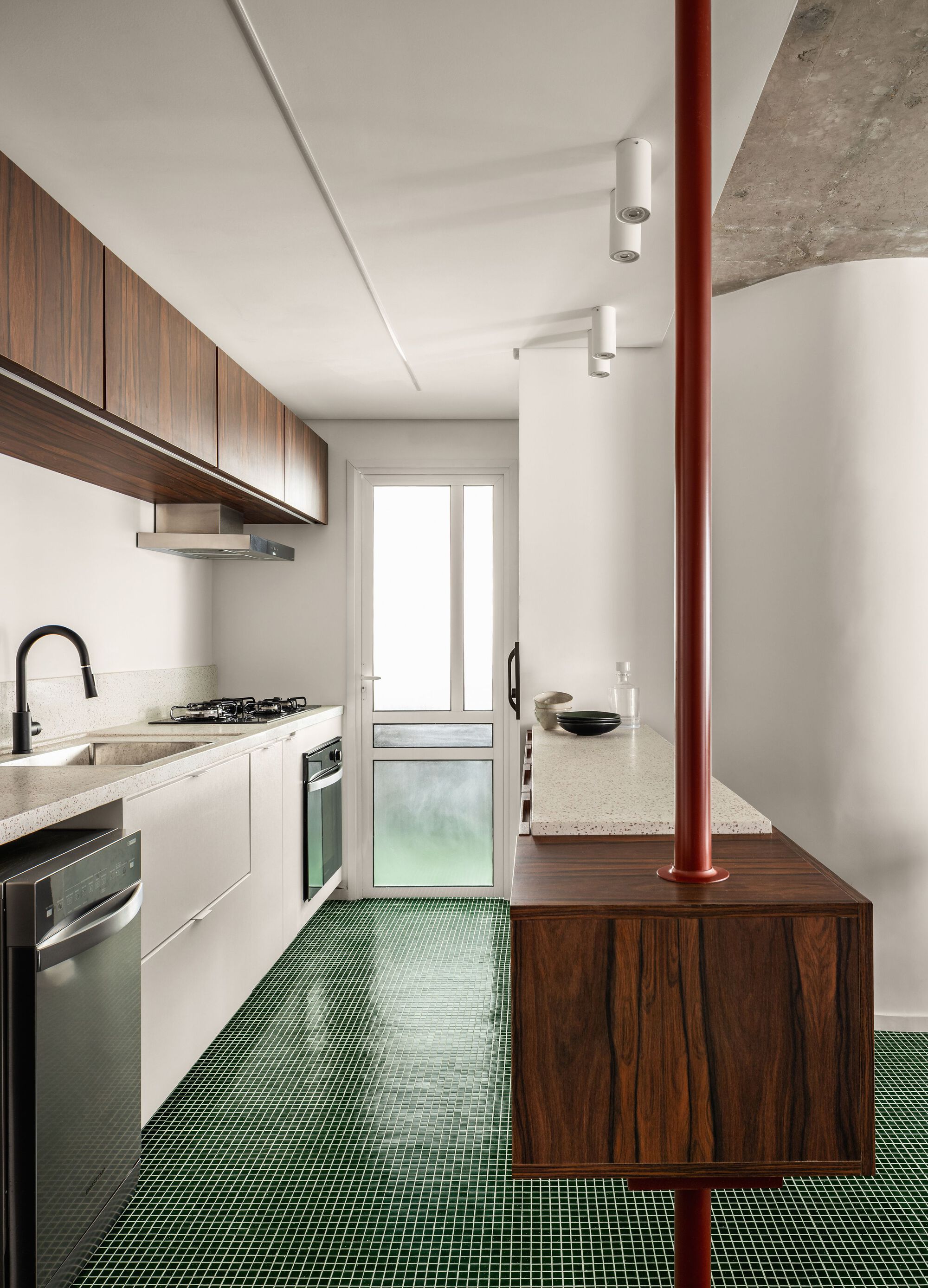 Gallery of Core Apartment / BOLO arquitetos - 15