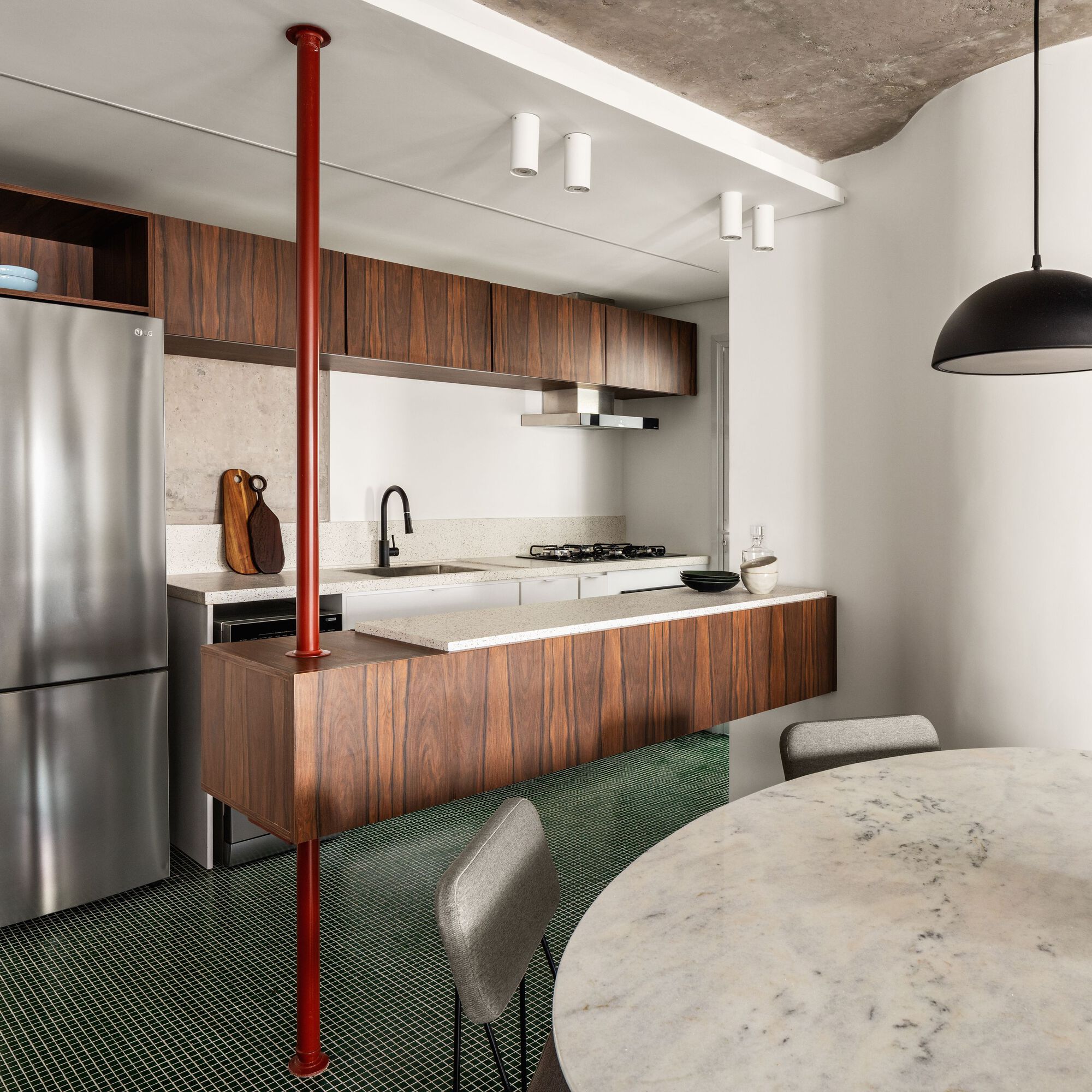 Gallery of Core Apartment / BOLO arquitetos - 13